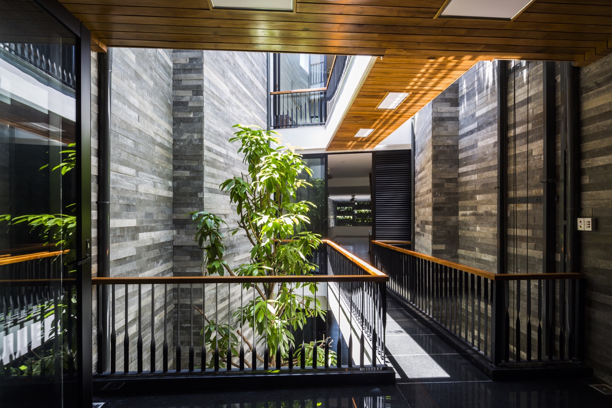 Gallery of Garden House / Ho Khue Architects - 10