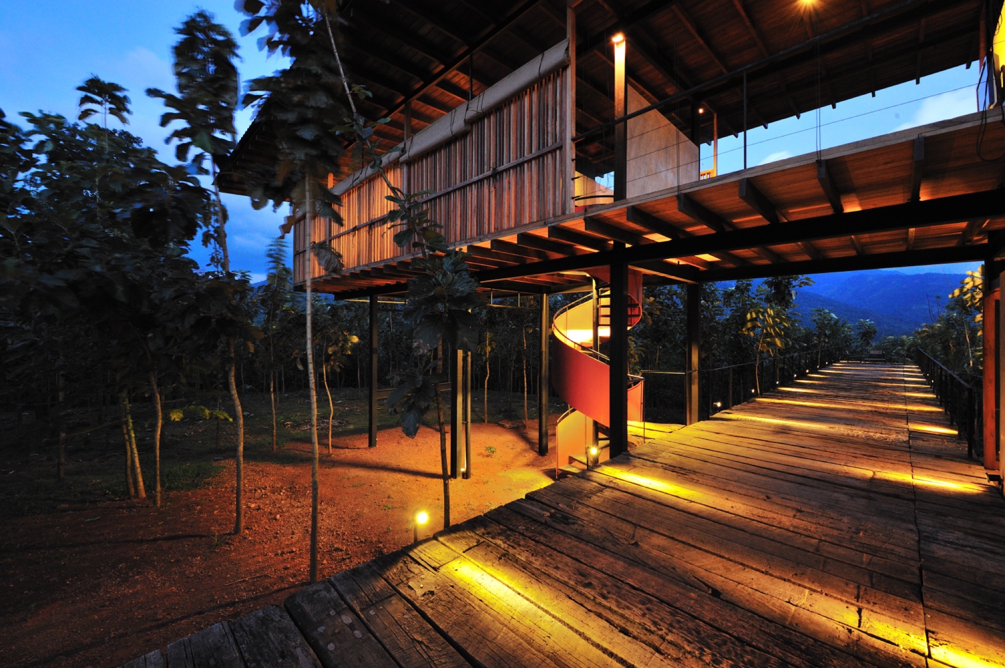 Gallery of Matale Holiday Retreat / Thisara Thanapathy Associates - 10