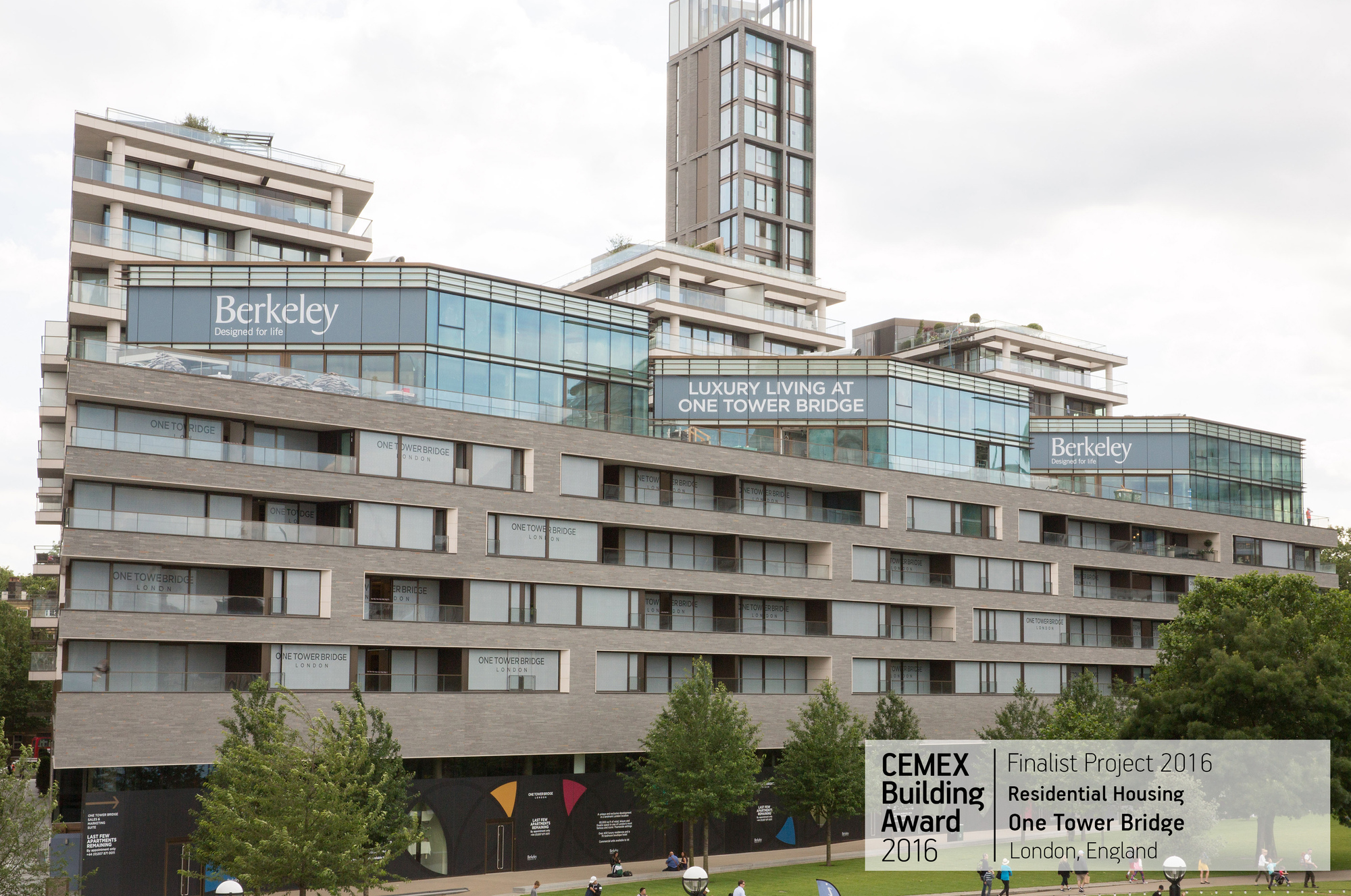 Gallery of CEMEX Building Award Finalists 2016 International Edition - 14