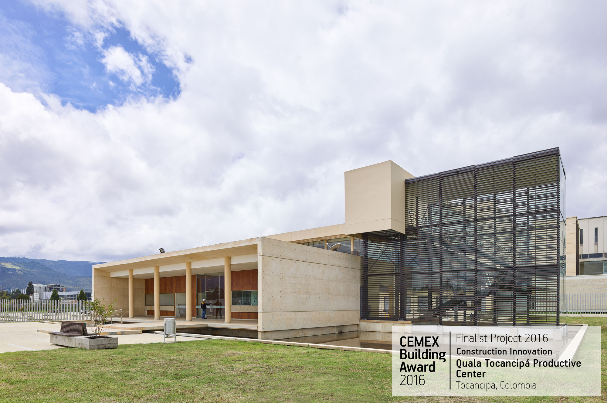 Gallery of CEMEX Building Award Finalists 2016 International Edition - 15