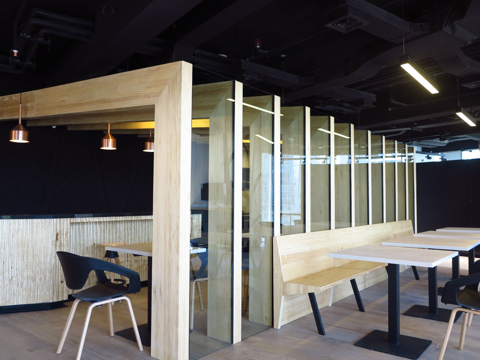 Galería de Dos ejemplos de cómo incorporar tableros de madera terciada ...