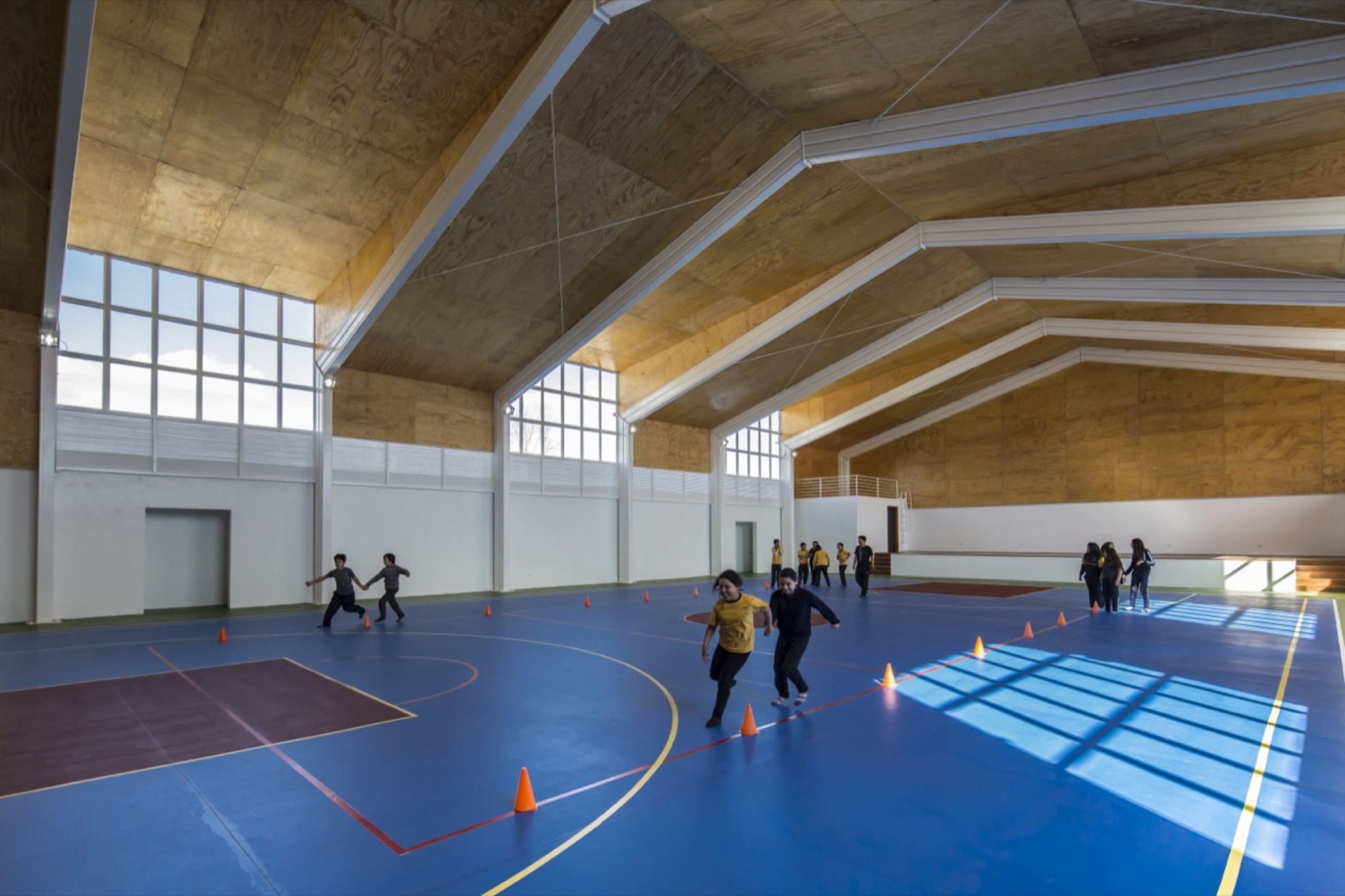 Galería de Gimnasio colegio Lonquén / COMUN Arquitectos - 10
