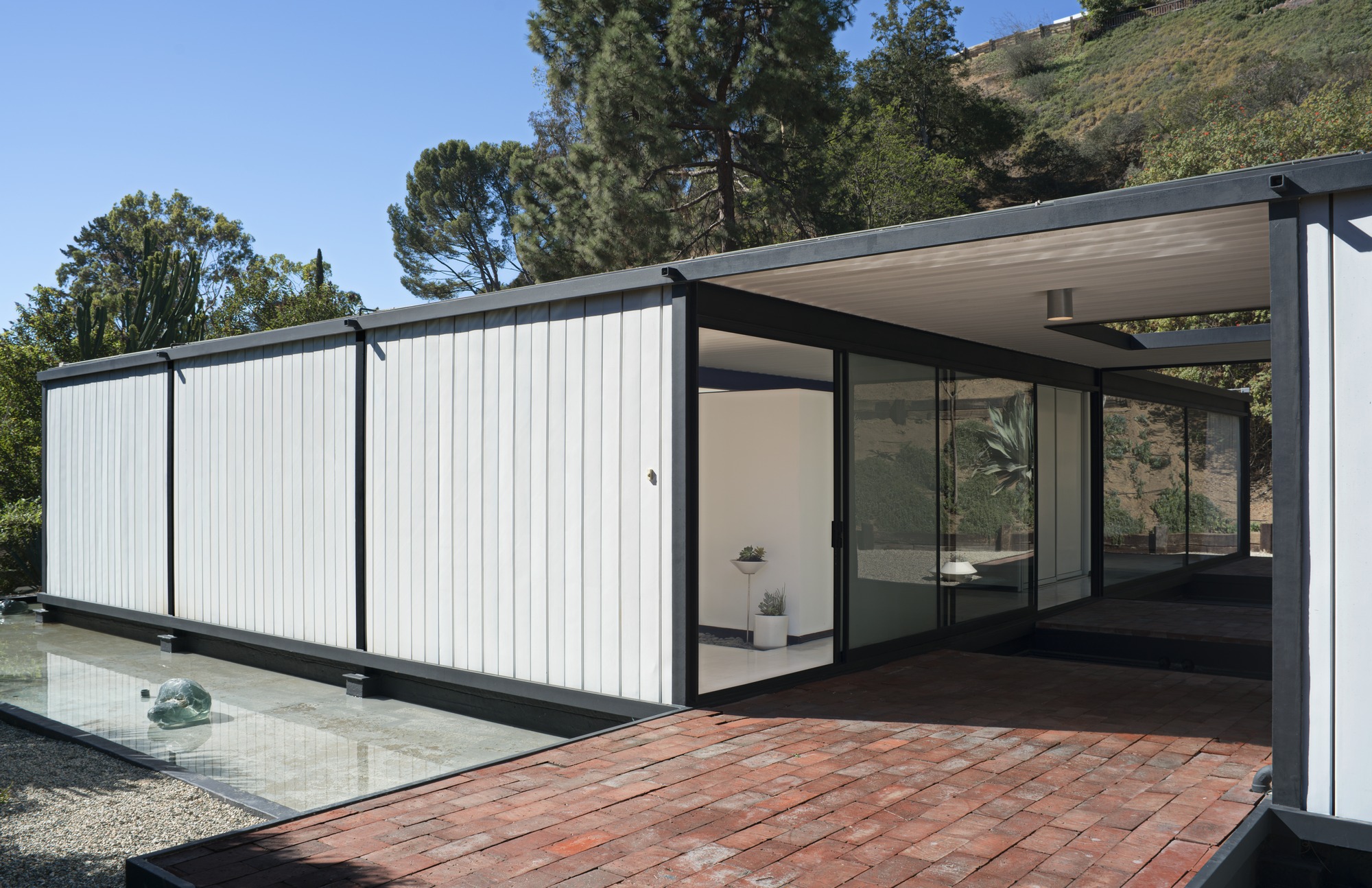 Gallery of Pierre Koenig’s Historic Case Study House #21 Could Be Yours ...