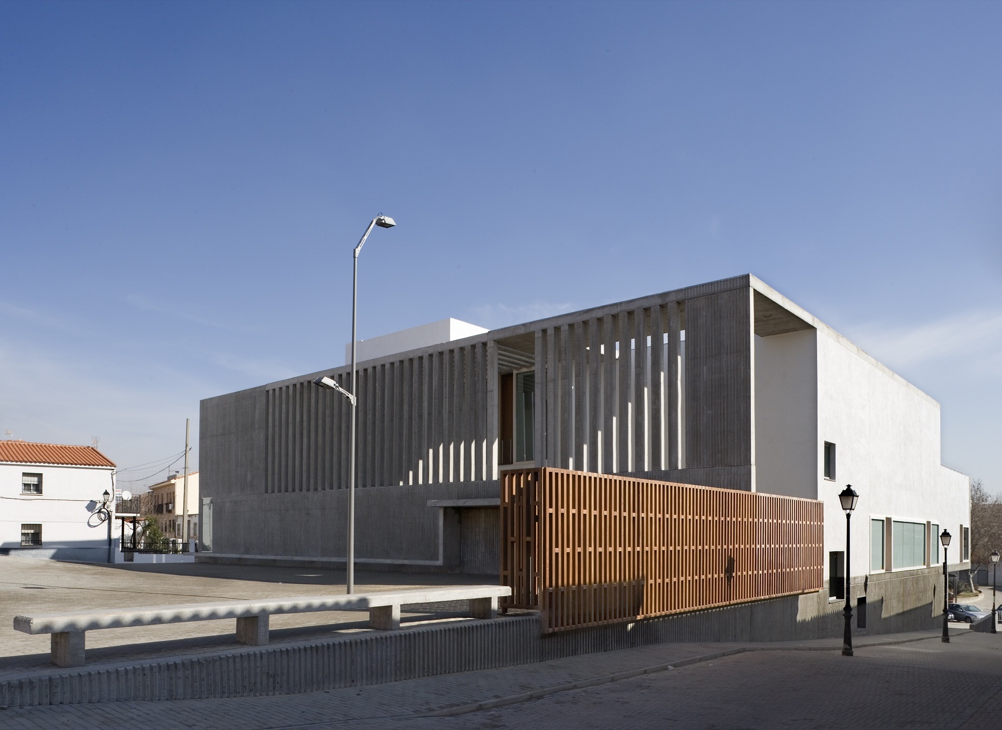 Gallery of Cultural Centre and Music School / Alberich-Rodríguez ...