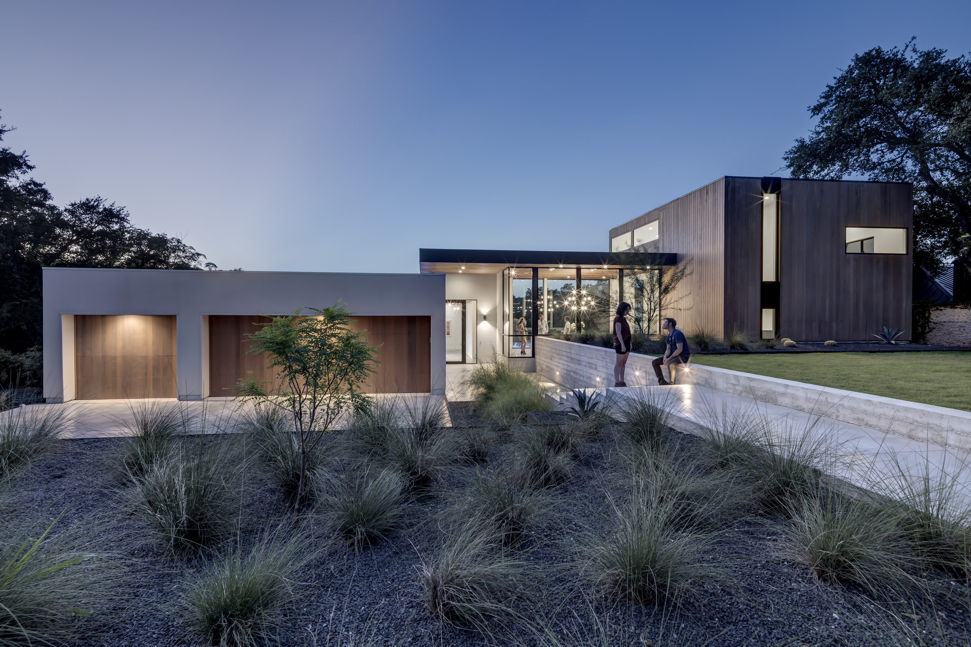 Gallery of Bracketed Space House / Matt Fajkus Architecture - 10
