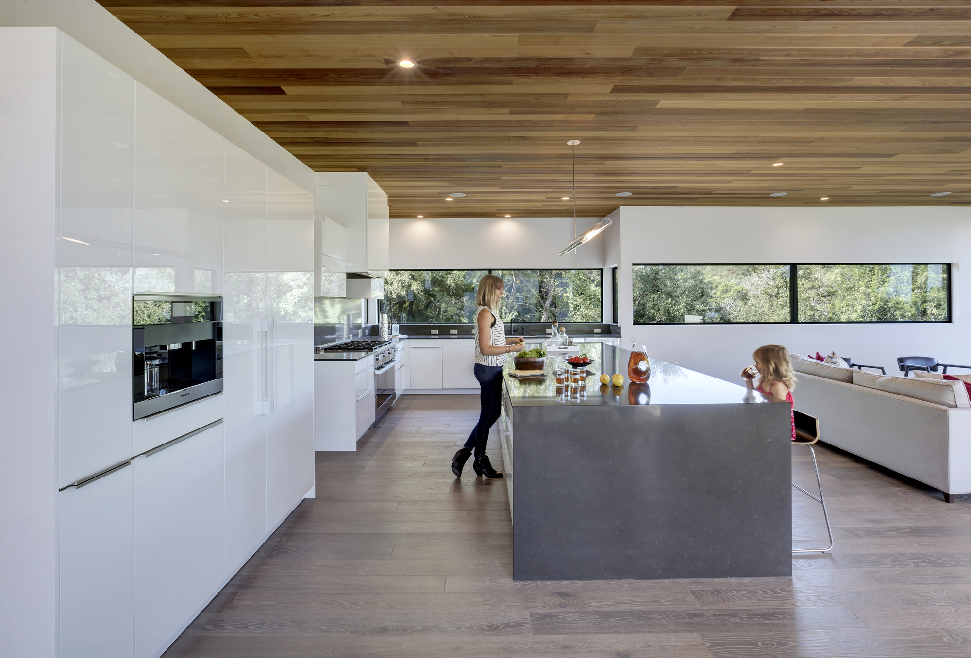 Gallery of Bracketed Space House / Matt Fajkus Architecture - 7