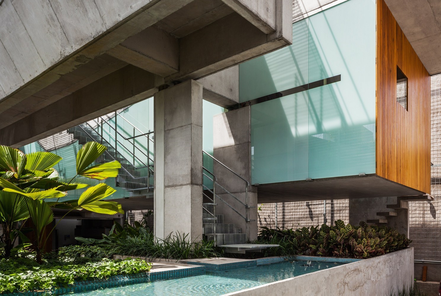 Gallery of Concrete Wonders: 40 Impressive Details Using the Cement ...