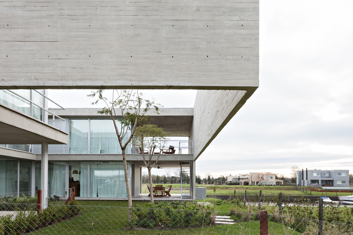 Gallery of Concrete Wonders: 40 Impressive Details Using the Cement ...