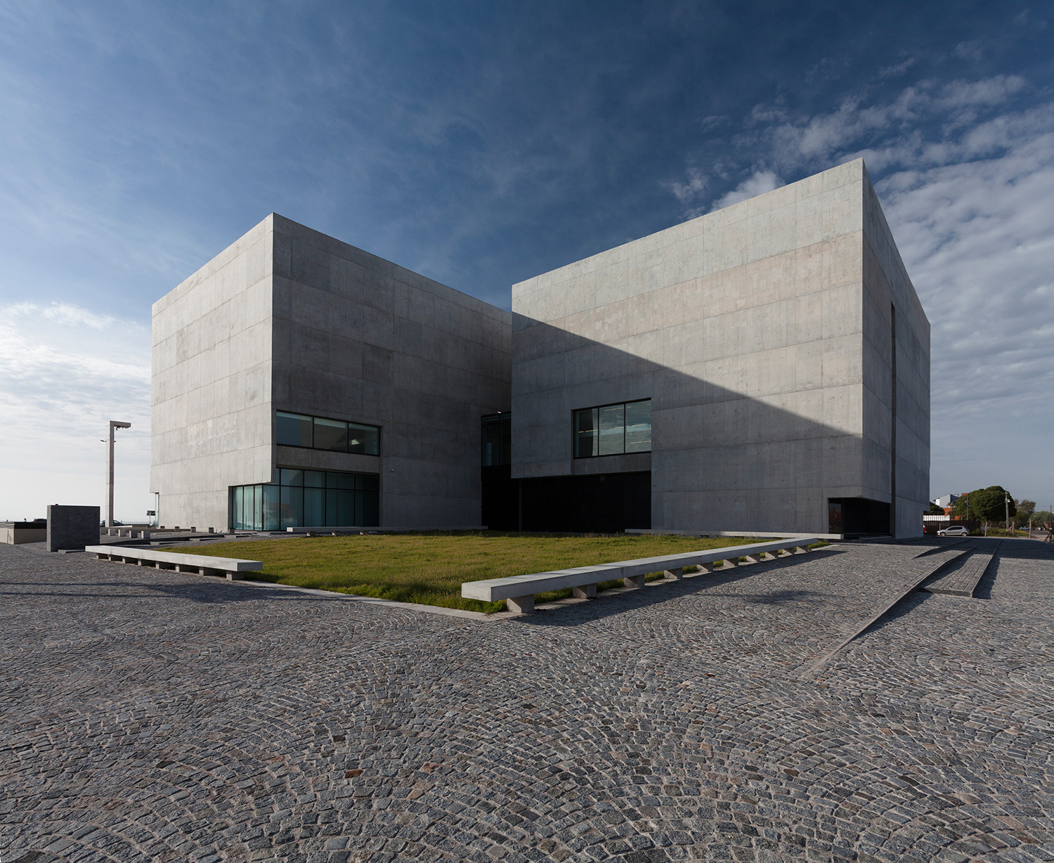 Gallery of Concrete Wonders: 40 Impressive Details Using the Cement ...