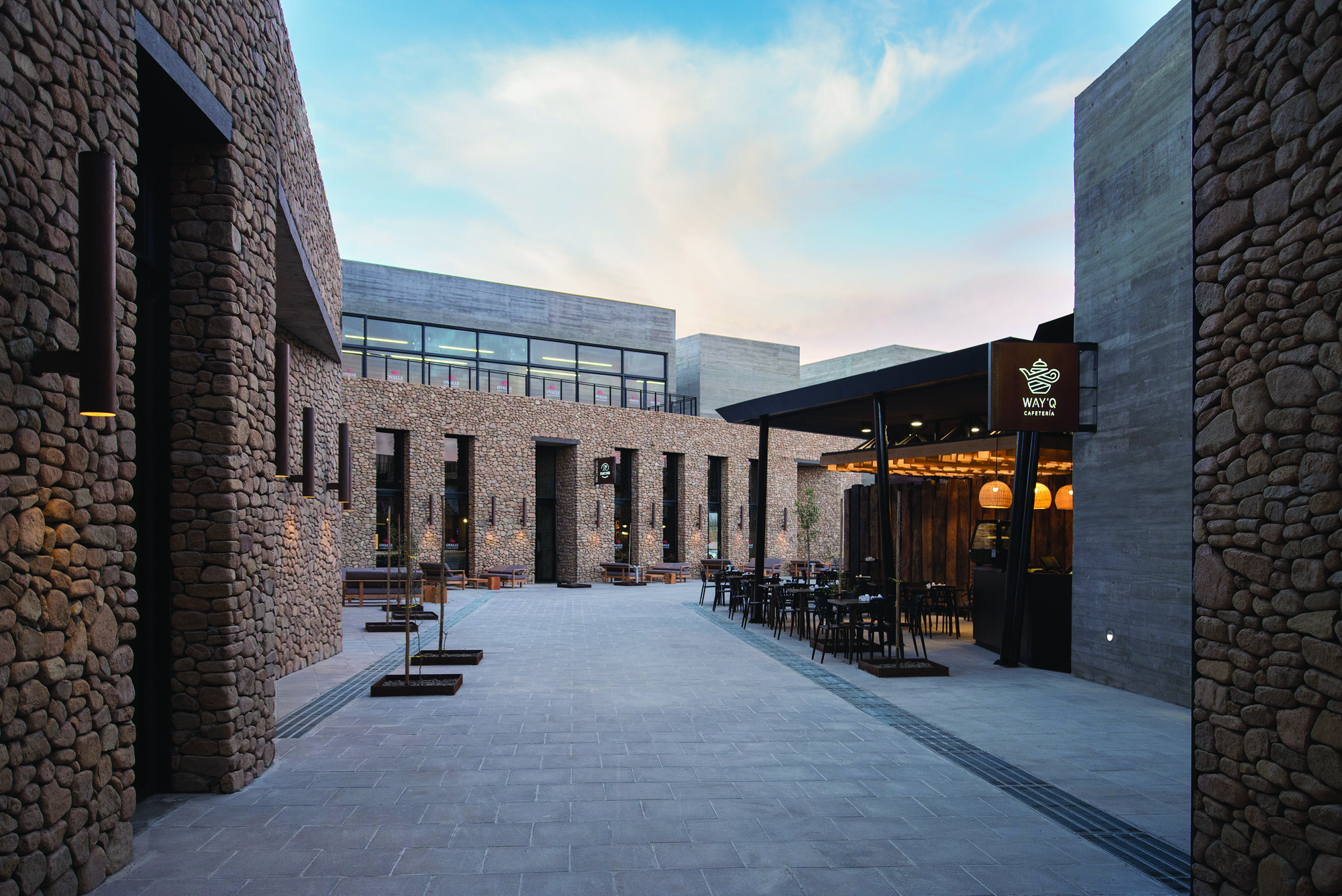 Gallery of Project of the Month: Casino and Hotel Ovalle - 6