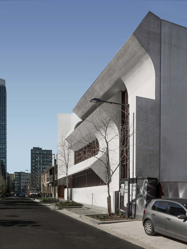 Galeria de Indigo Slam / Smart Design Studio - 4