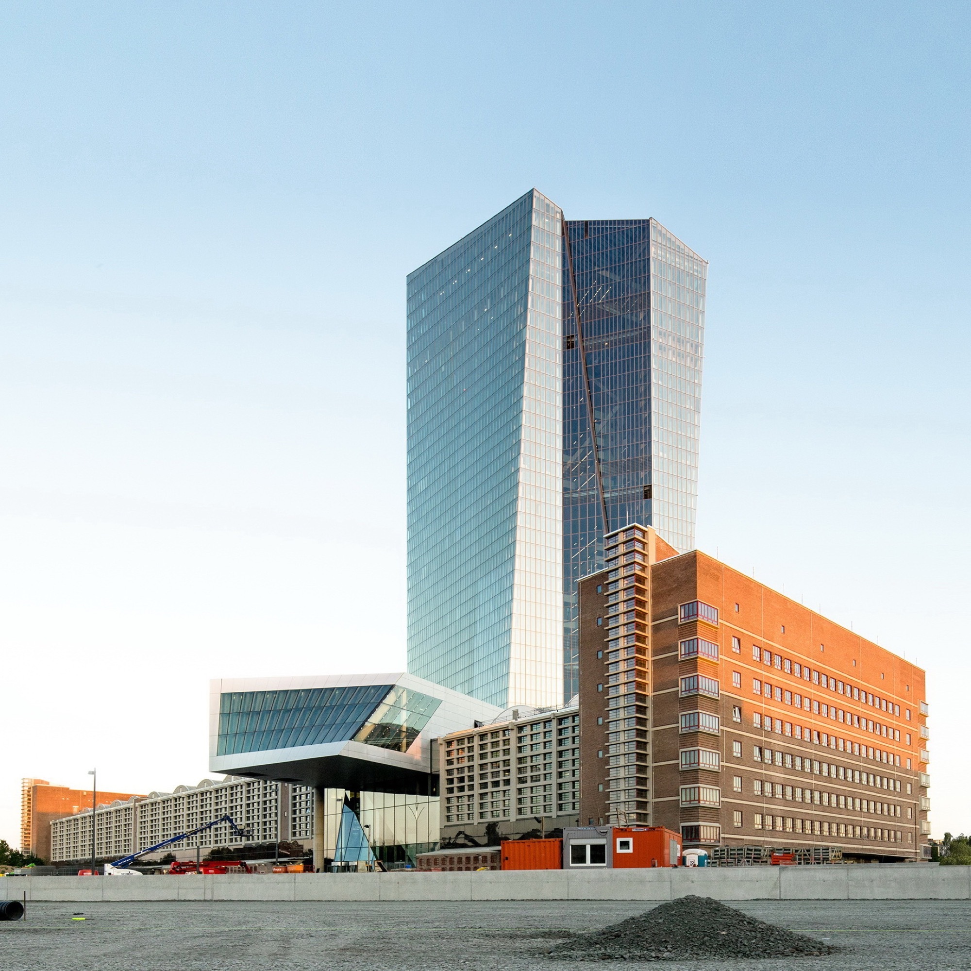 Gallery of European Central Bank / Coop Himmelb(l)au - 17