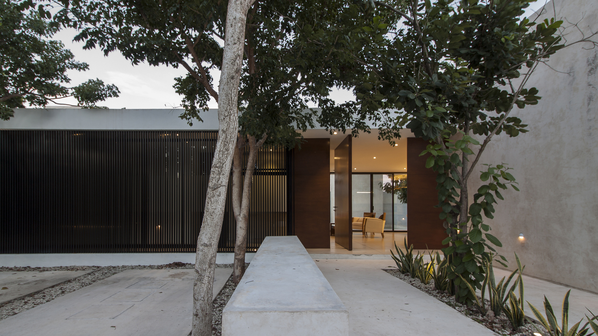 Gallery of Mauito and Pato's Residence / Mauricio Gallegos Arquitectos - 9