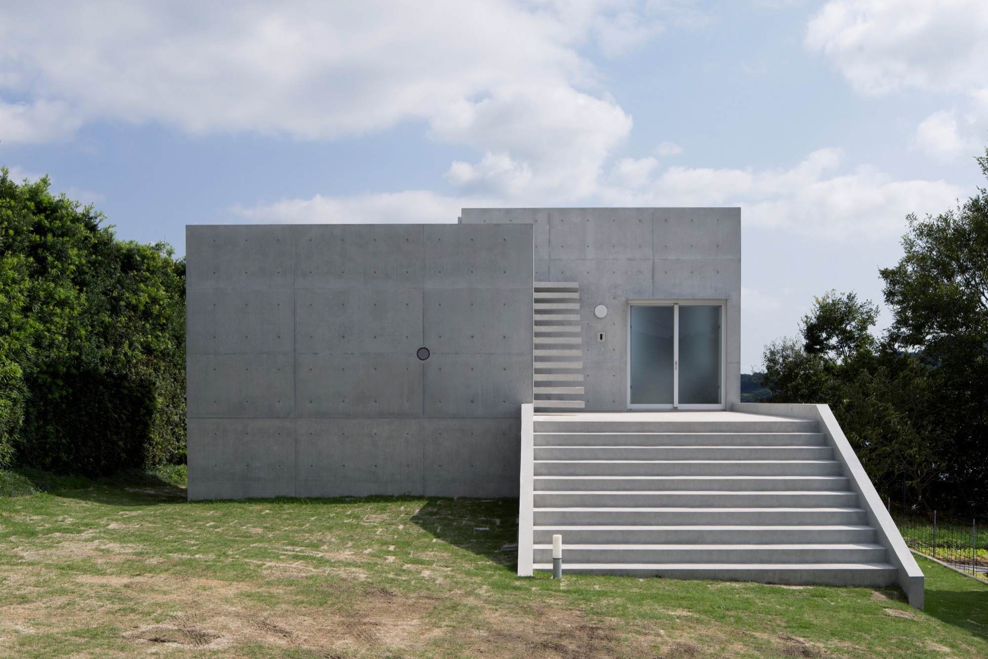 Gallery of House in Akitsu / Kazunori Fujimoto Architect & Associates - 2