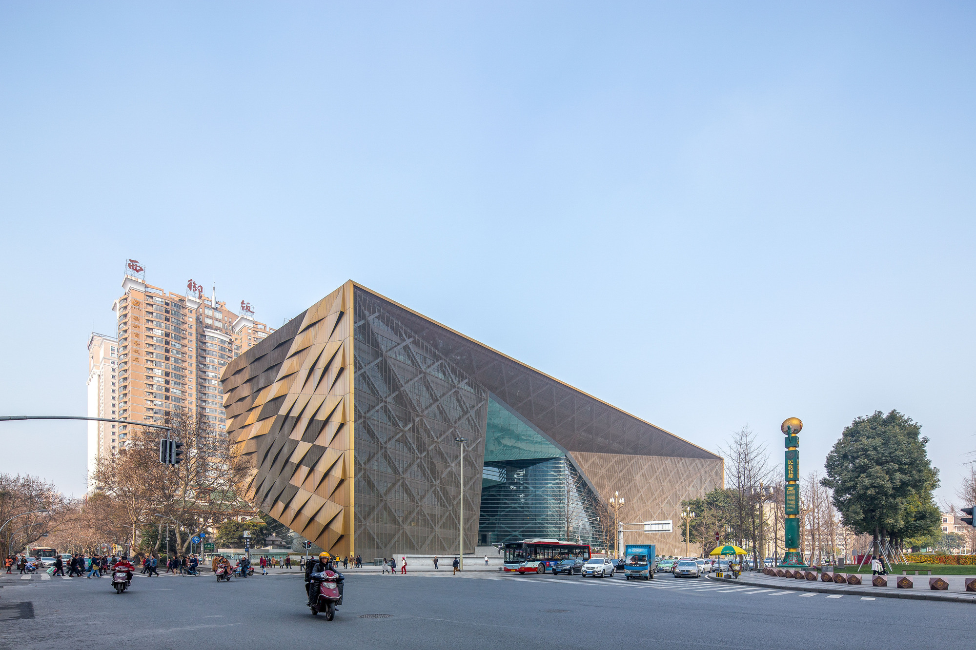 Gallery of Chengdu Museum / Sutherland Hussey Harris - 4