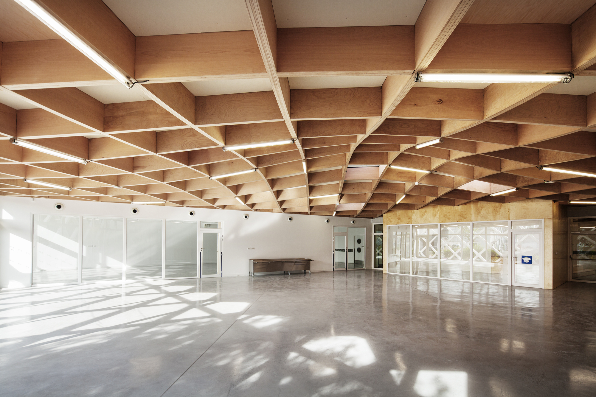 Gallery of Extension of the Charlie Chaplin School Complex / SAM ...