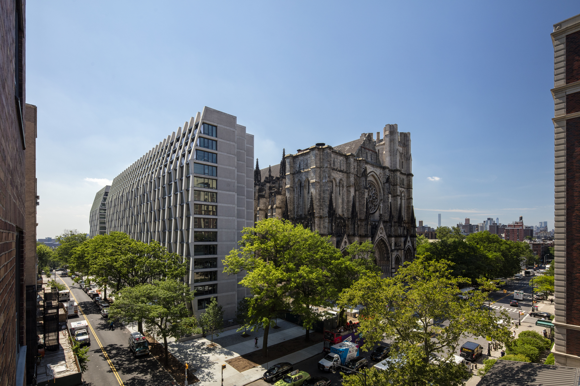 Gallery of Enclave at the Cathedral / Handel Architects - 3