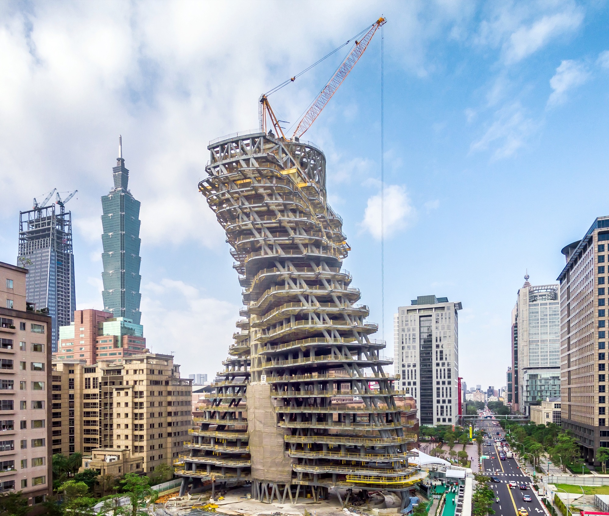 Galeria de Eco-torre em Dupla Hélice toma forma em Taiwan - 5