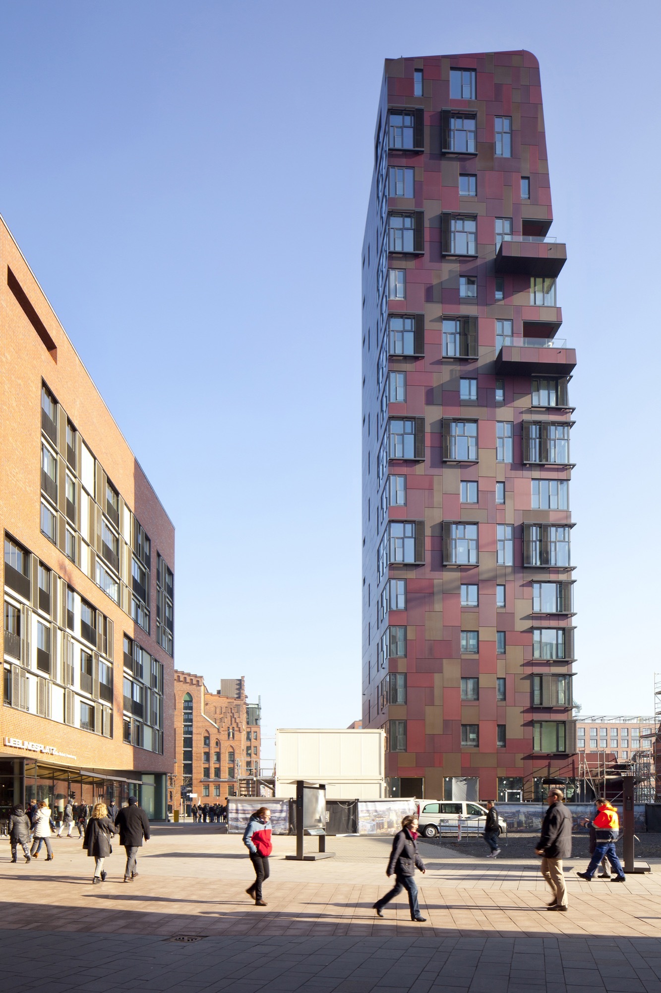 Galeria de Torre e Pavilhão Cinnamon / Bolles + Wilson - 6