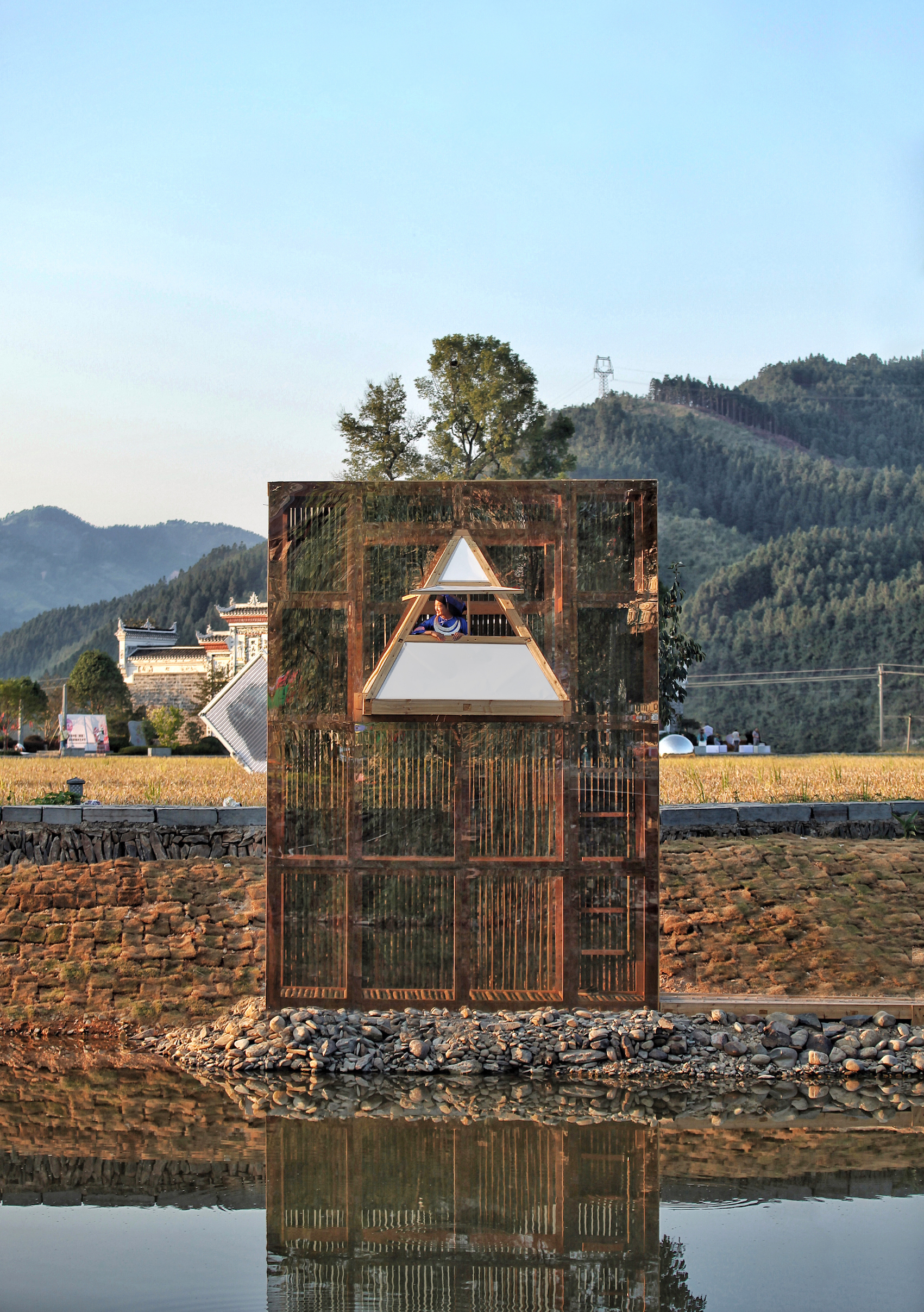 Gallery Of The Mirrored Sight Shelter Li Hao 4