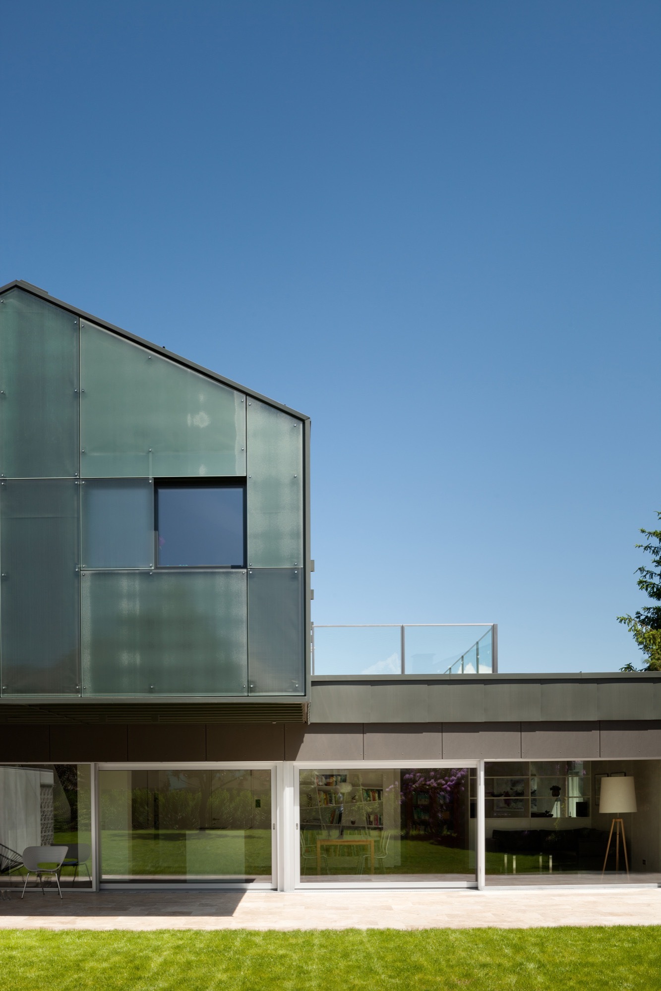 Gallery of WER House / Spado Architects - 9