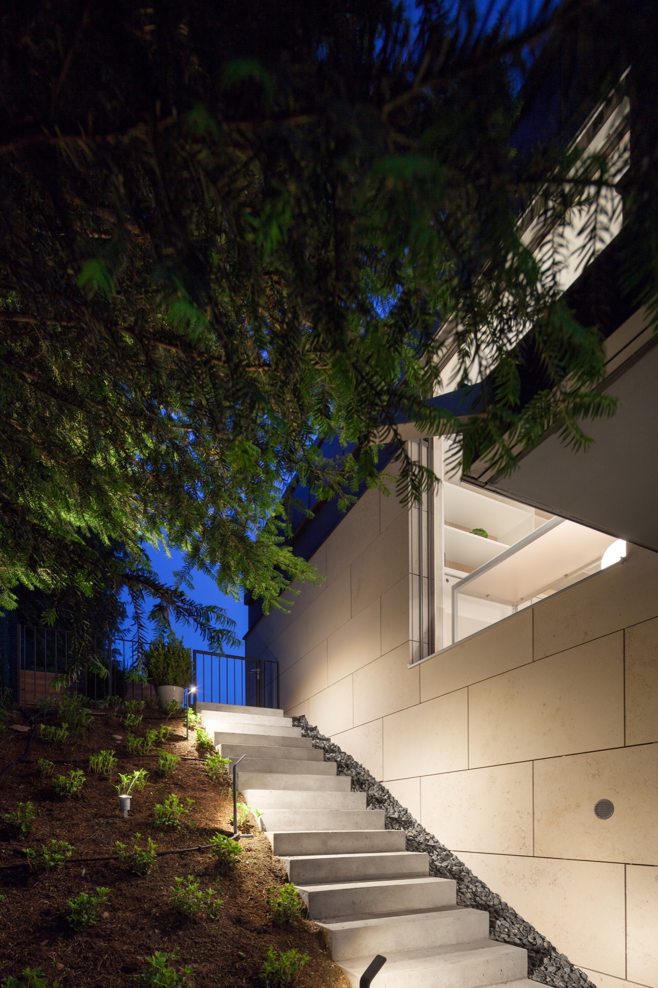 Gallery of WER House / Spado Architects - 17