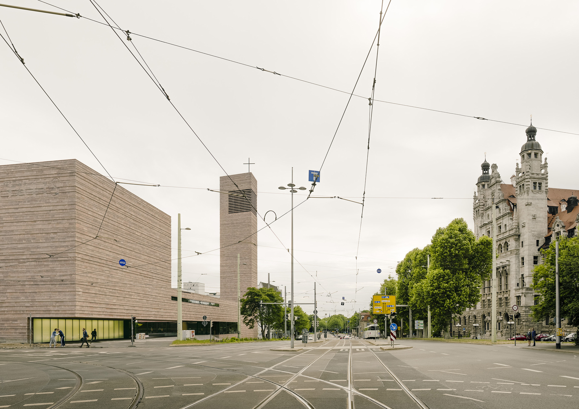 Gallery of St. Trinitatis Church / Schulz und Schulz - 8