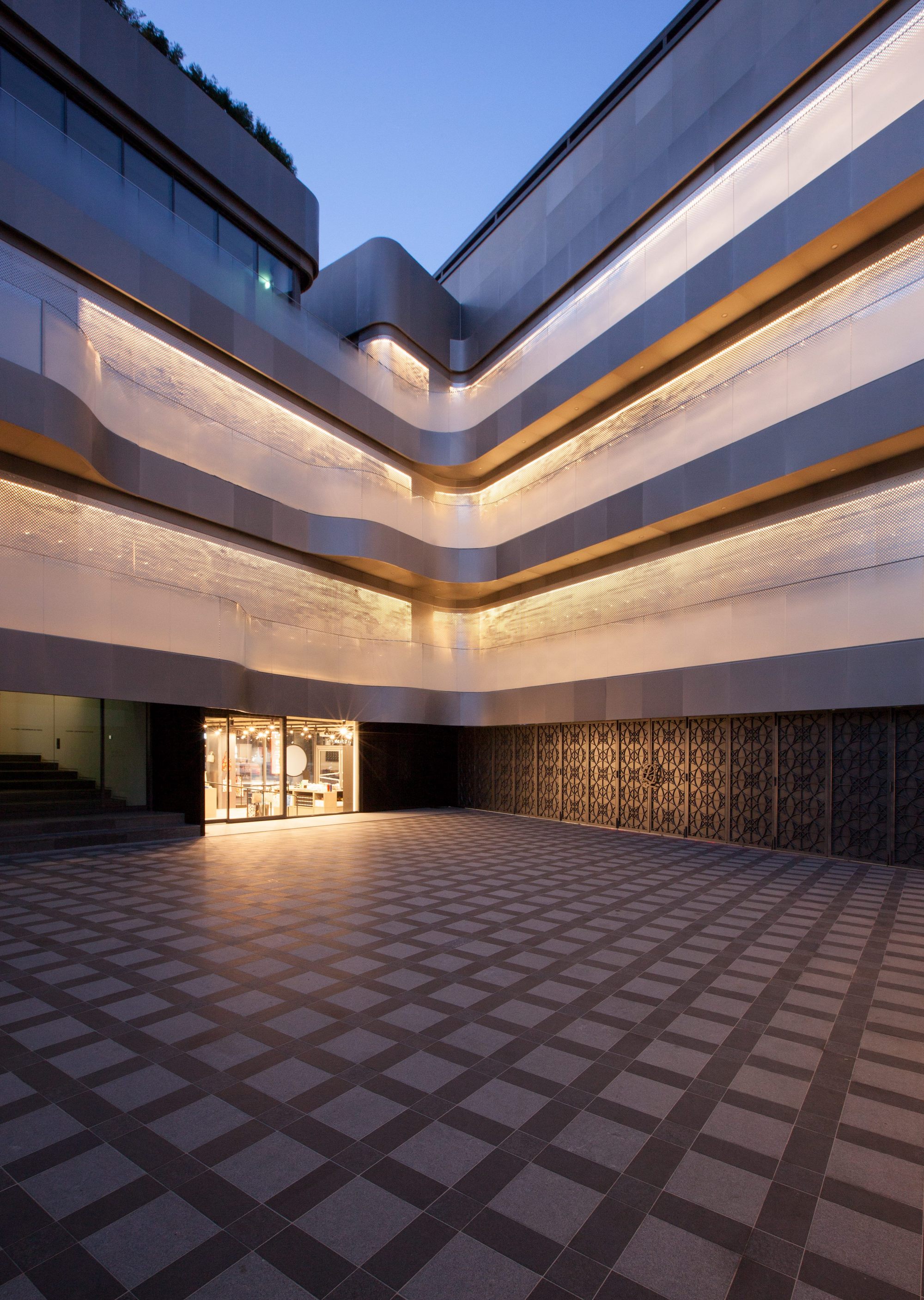 Gallery of Platform-L Contemporary Art Center / JOHO Architecture - 6