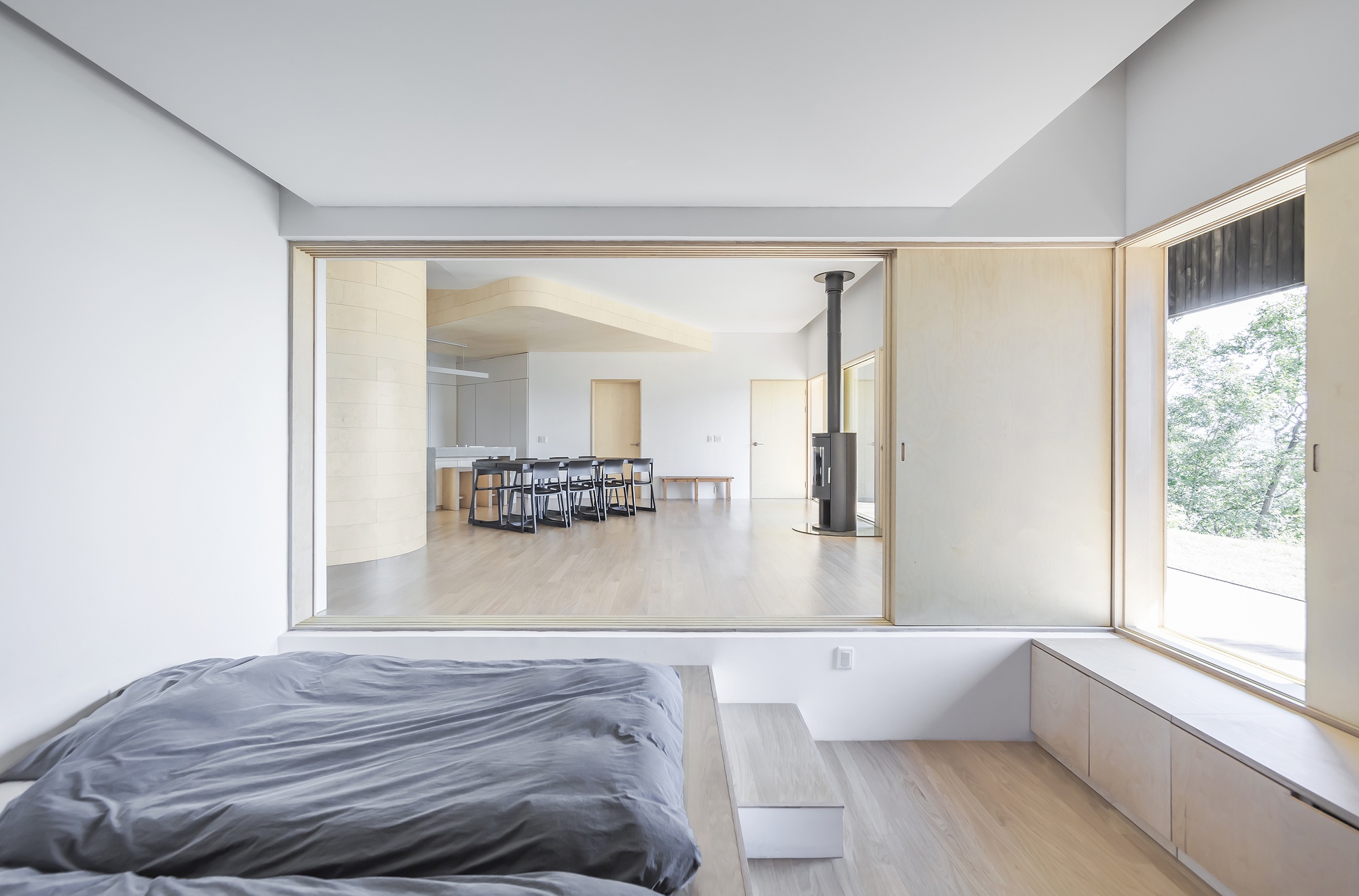 Gallery of Tilt Roof House / BCHO Architects - 29