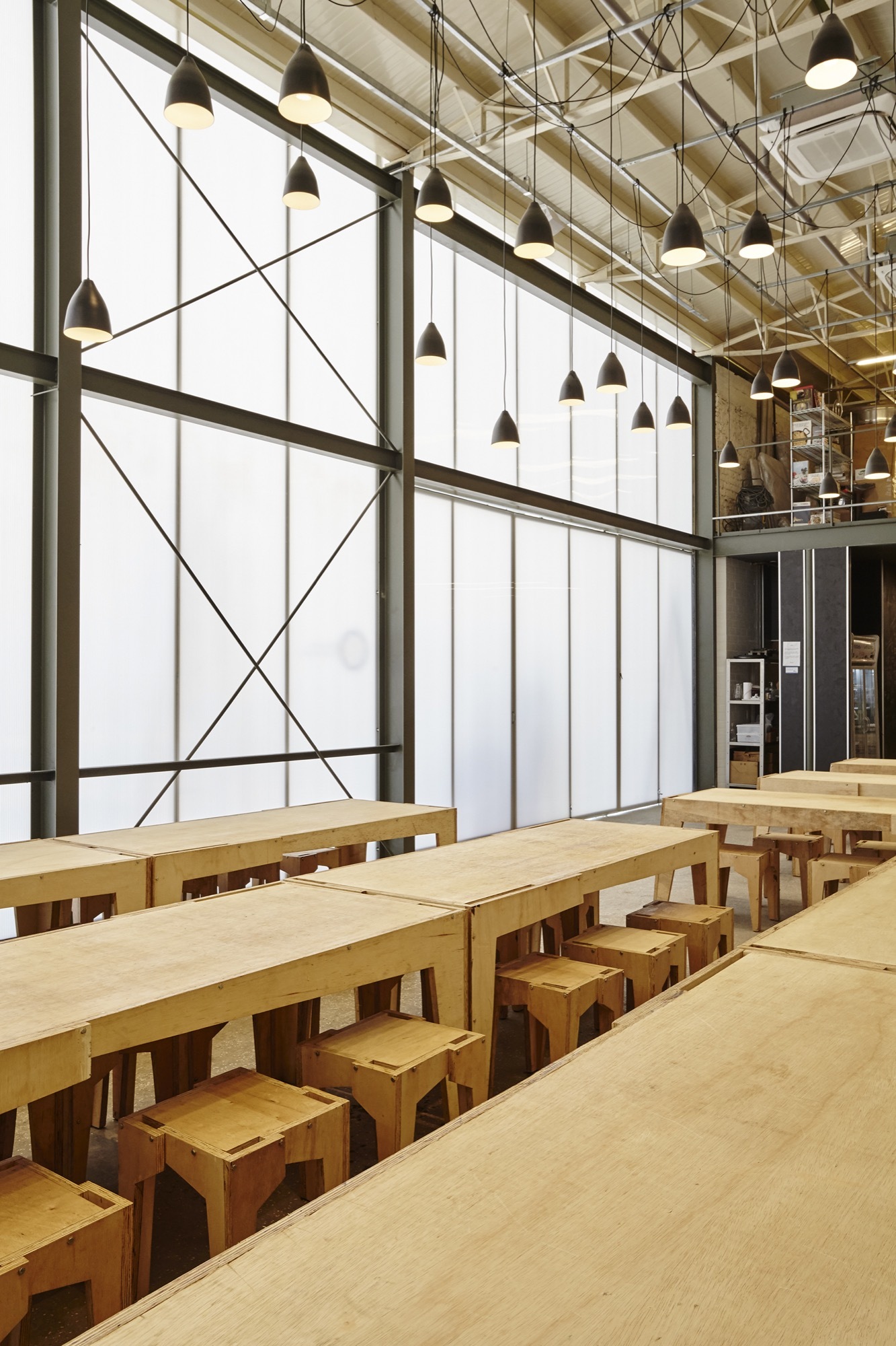 Gallery of Refettorio Gastromotiva / METRO Arquitetos Associados - 24