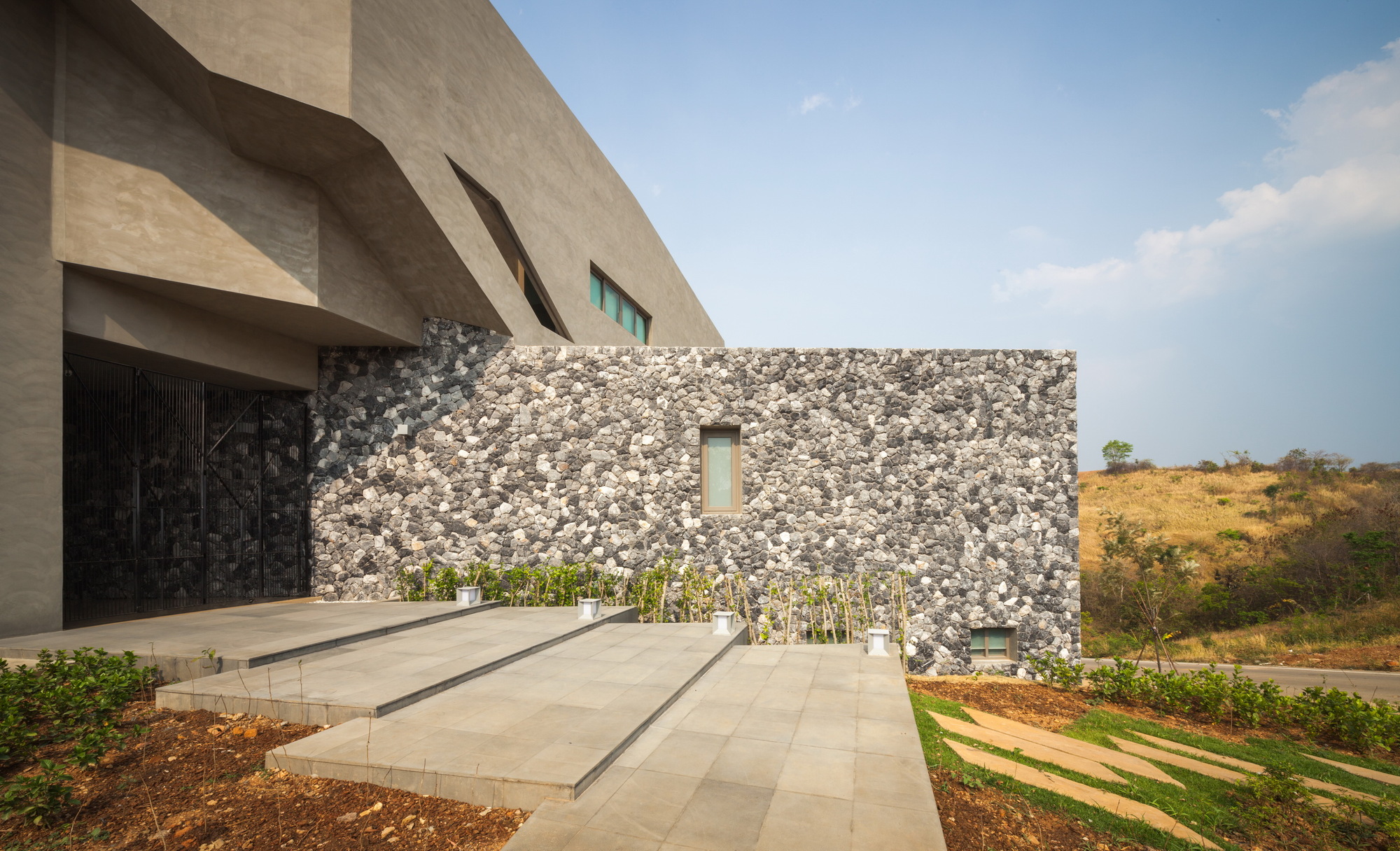 Gallery of Overlapping House / VaSLab Architecture - 31