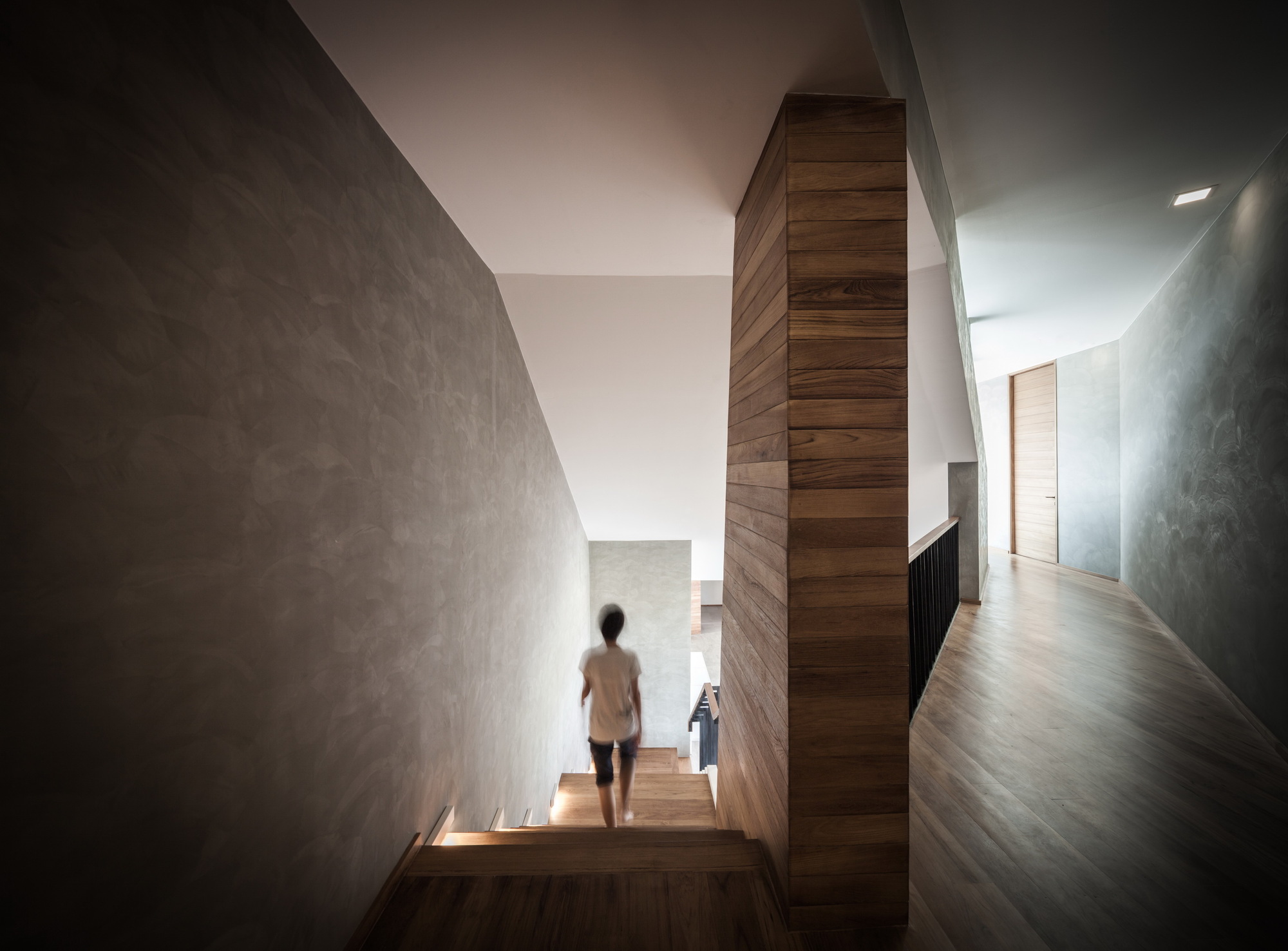 Gallery of Overlapping House / VaSLab Architecture - 21
