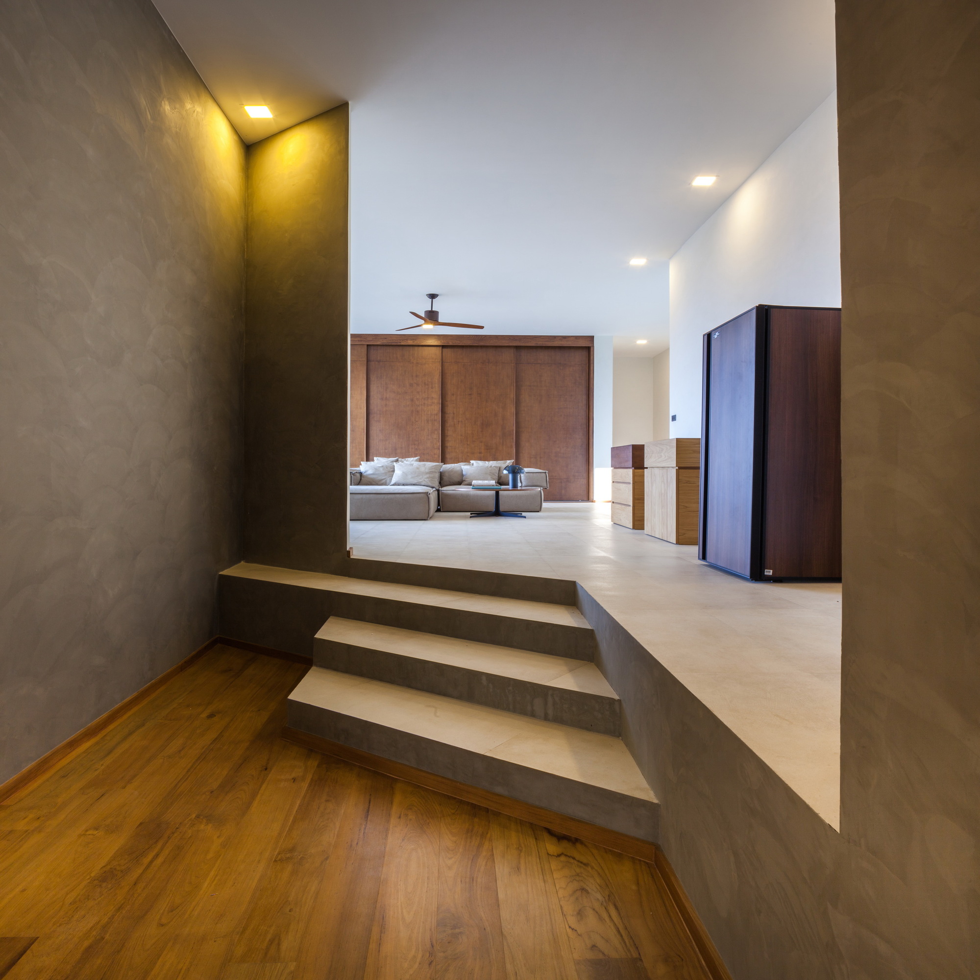 Gallery of Overlapping House / VaSLab Architecture - 2