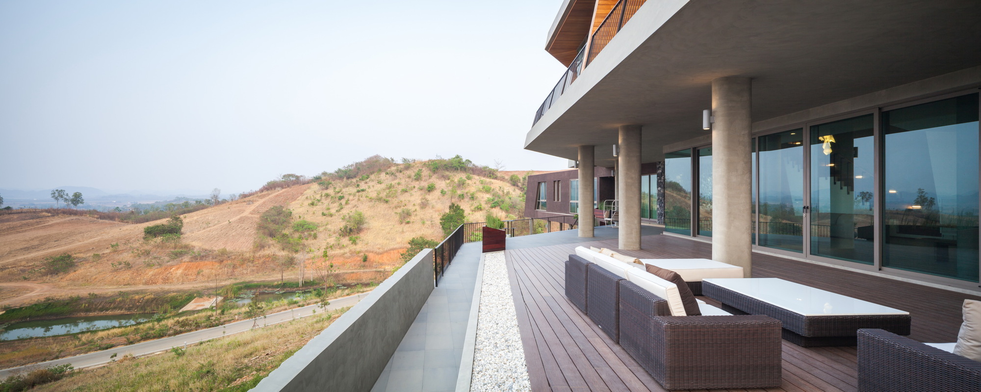 Gallery of Overlapping House / VaSLab Architecture - 12