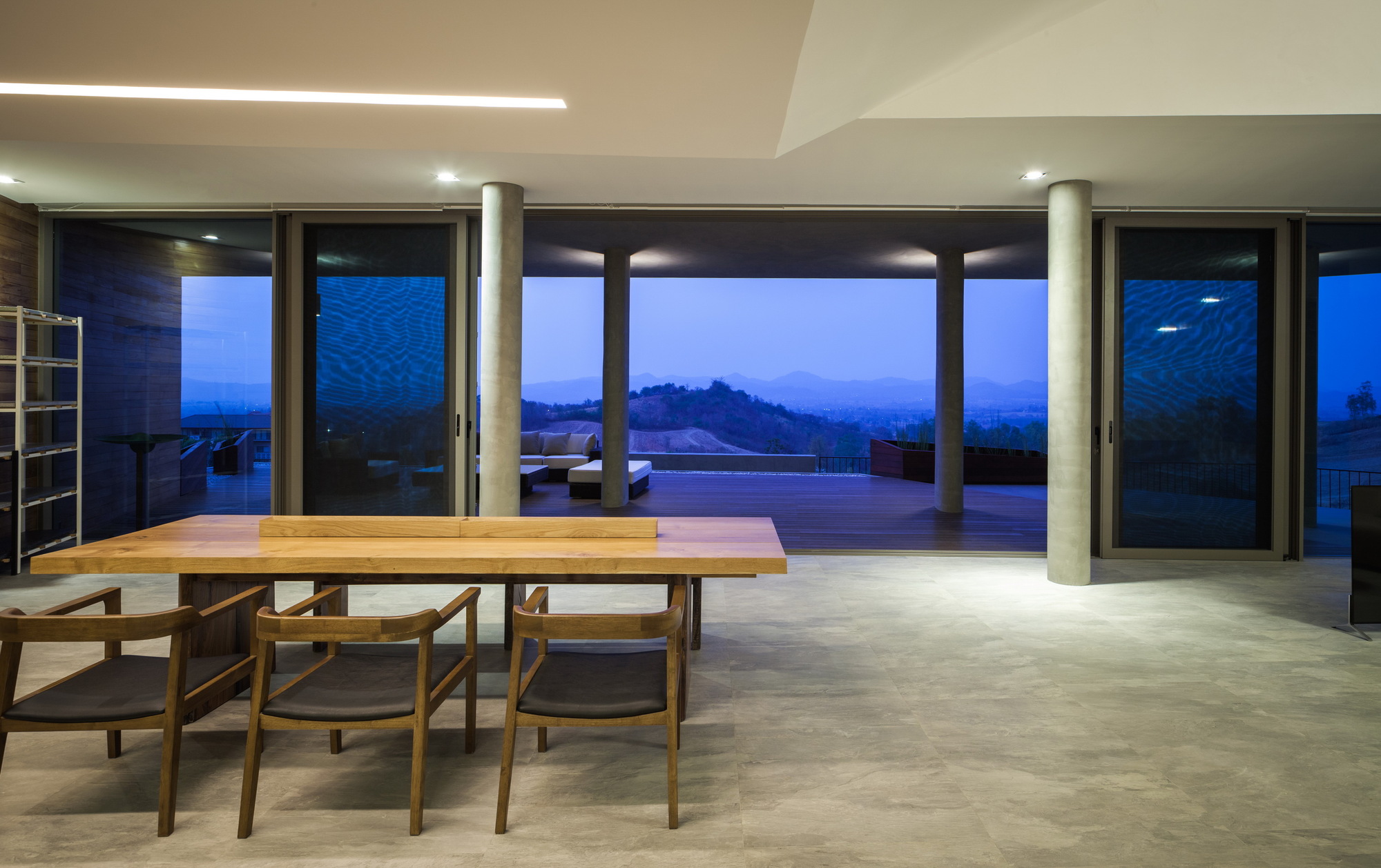 Gallery of Overlapping House / VaSLab Architecture - 19