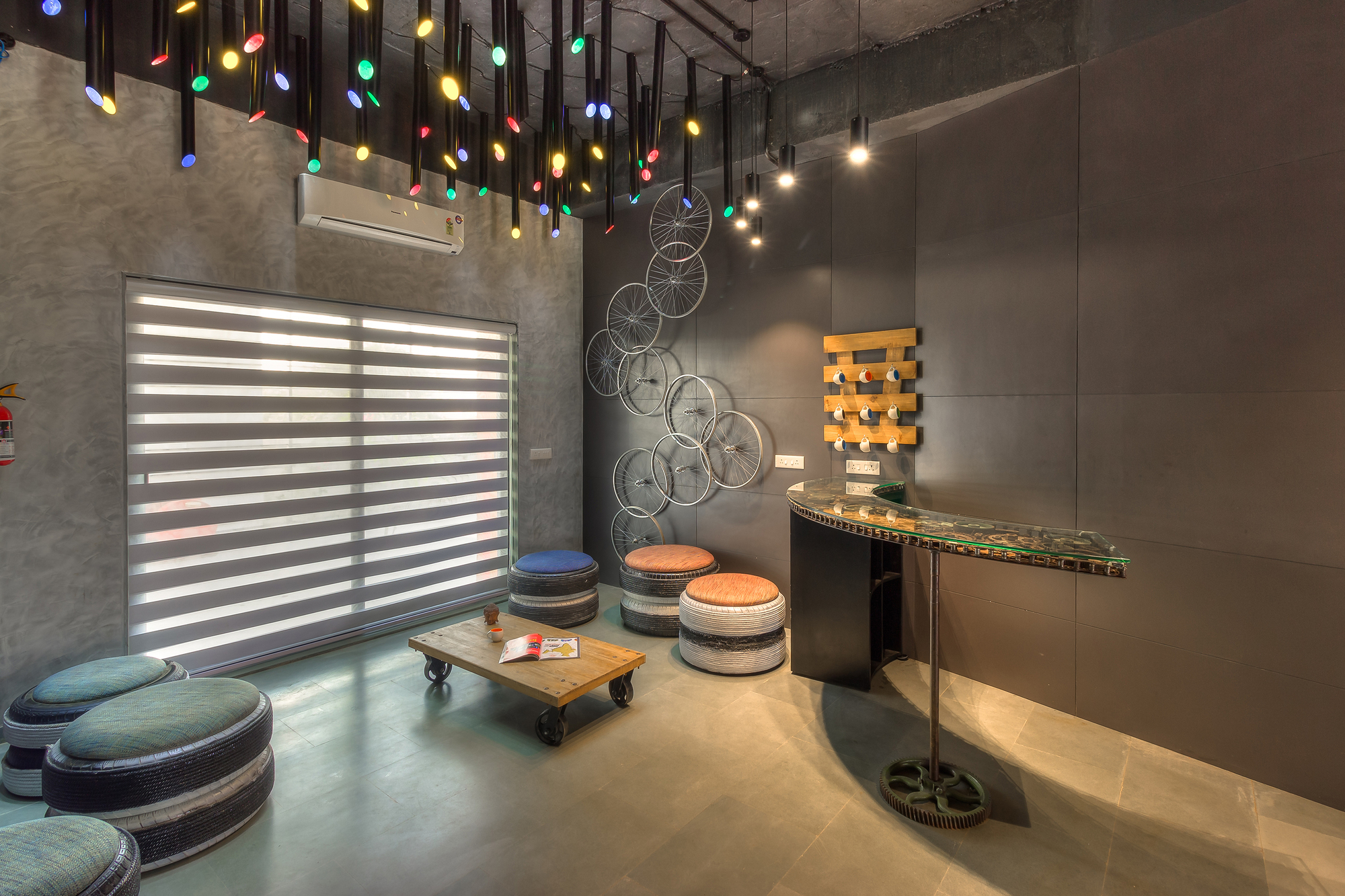 Gallery of Peacock Technology / .DWG - 11