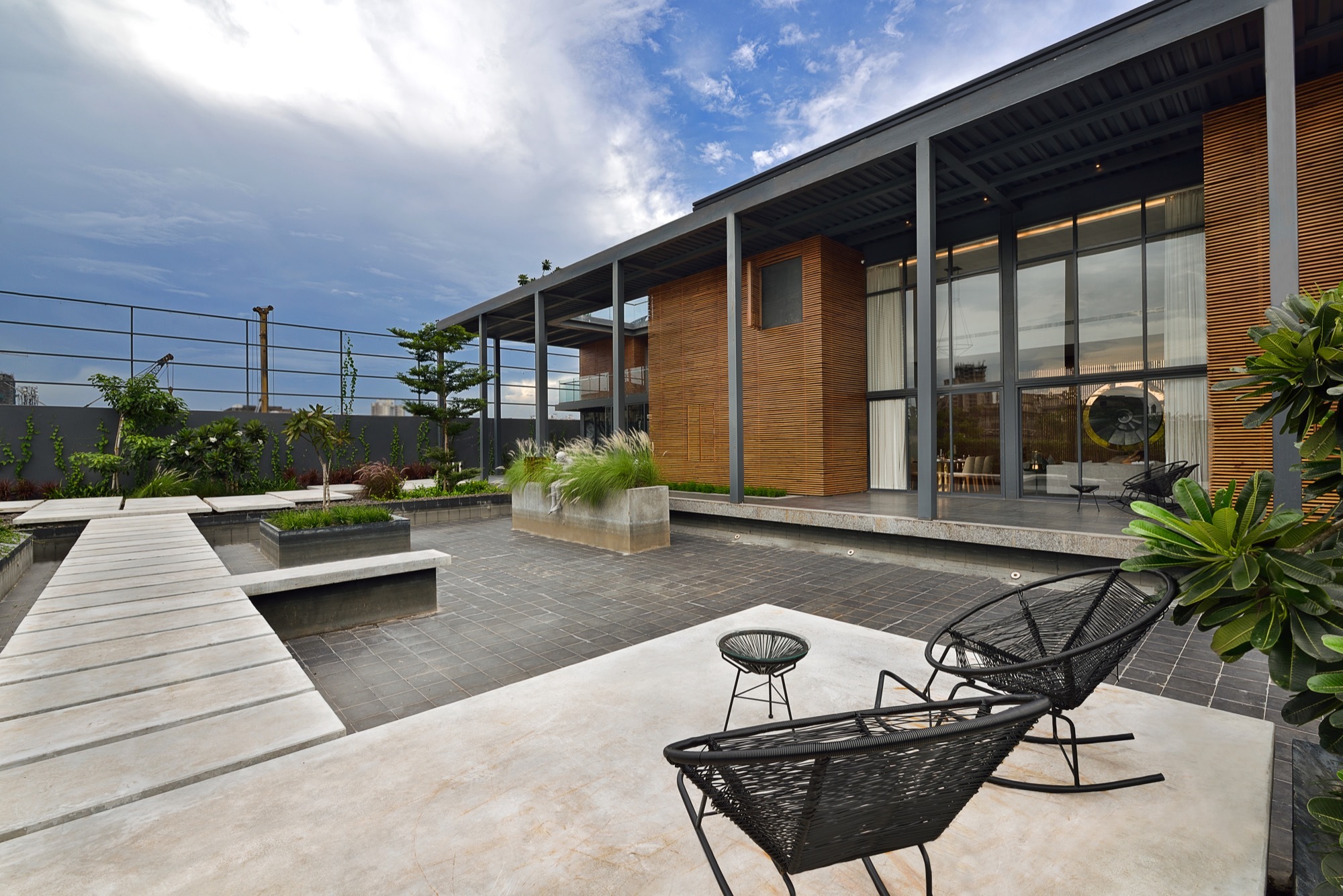 Aurus Sales Pavilion / Abin Design Studio | ArchDaily