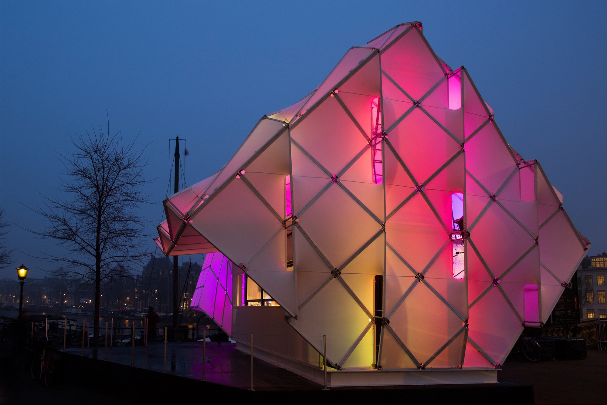 Gallery of UNStudio + MDT-tex Erect Biomimetic Pavilion at the ...