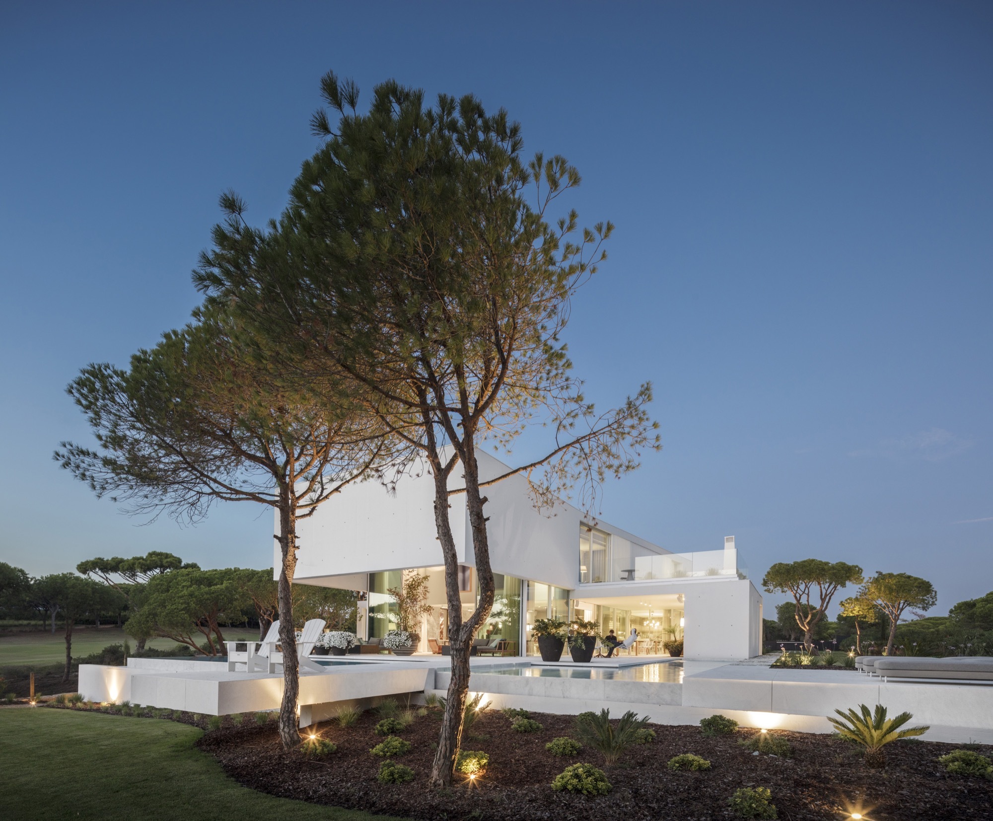 Gallery of QL House / Visioarq Arquitectos - 15