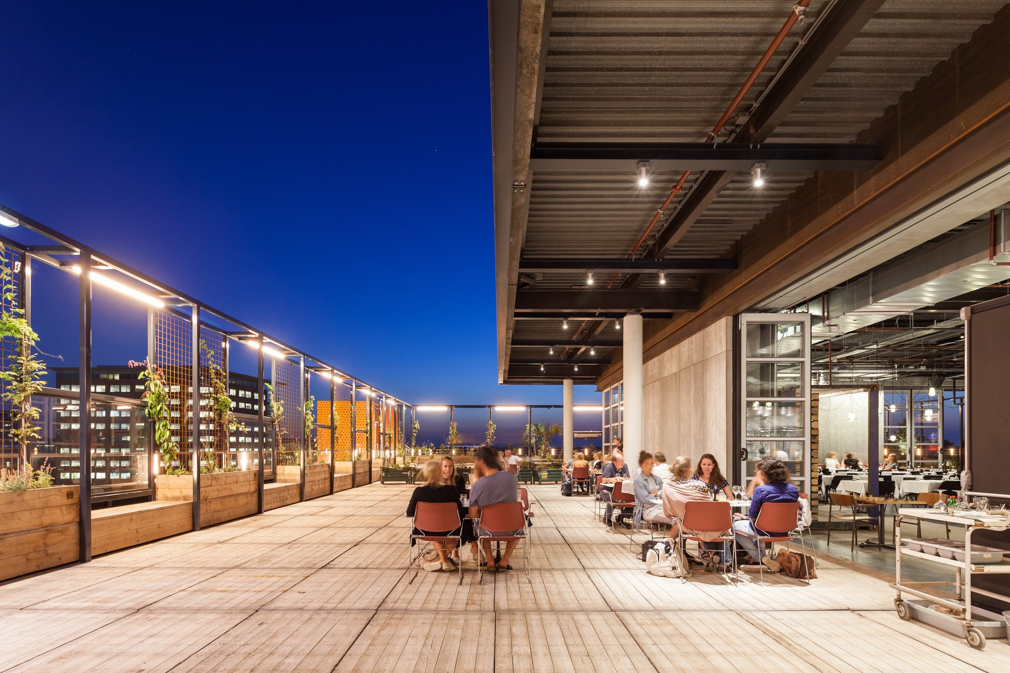 Gallery of B.Amsterdam / NEXT architects - 4