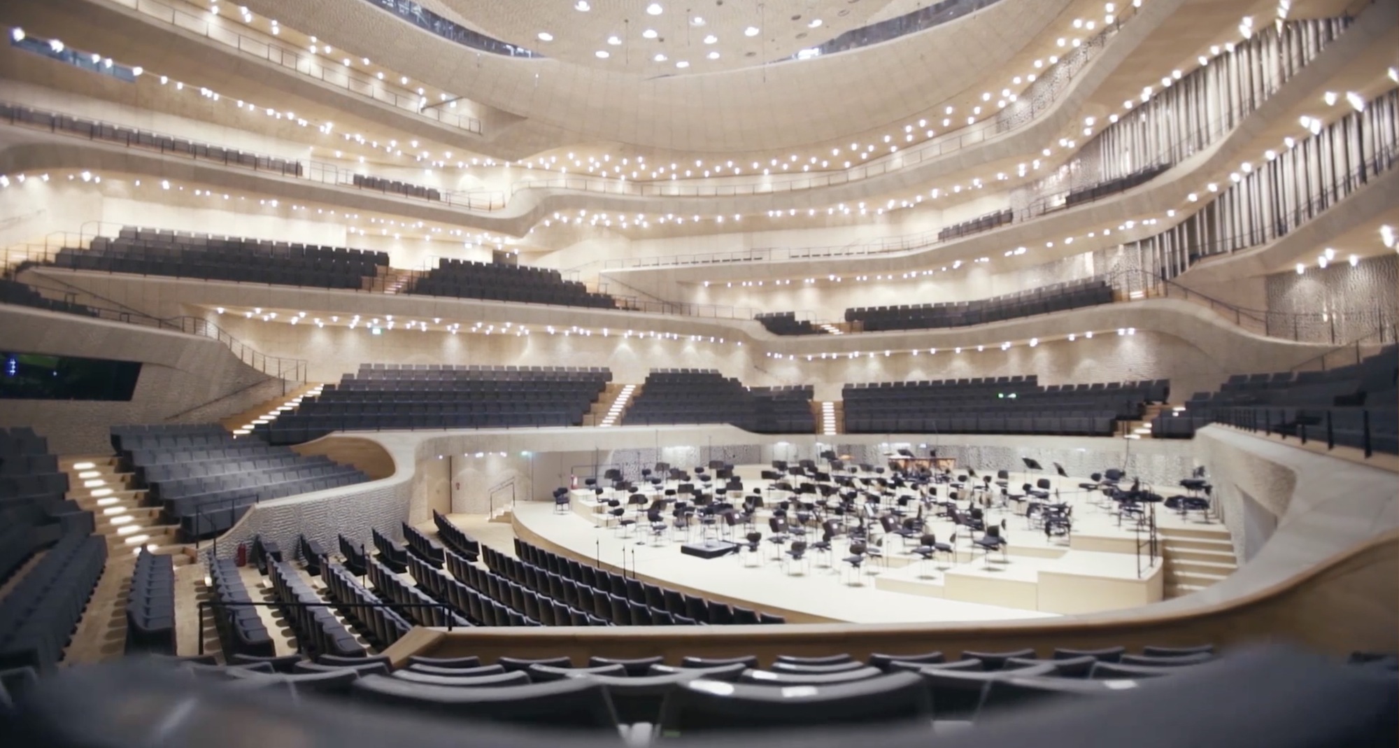 Gallery of Fly Through Herzog & de Meuron's Hamburg Elbphilharmonie at ...