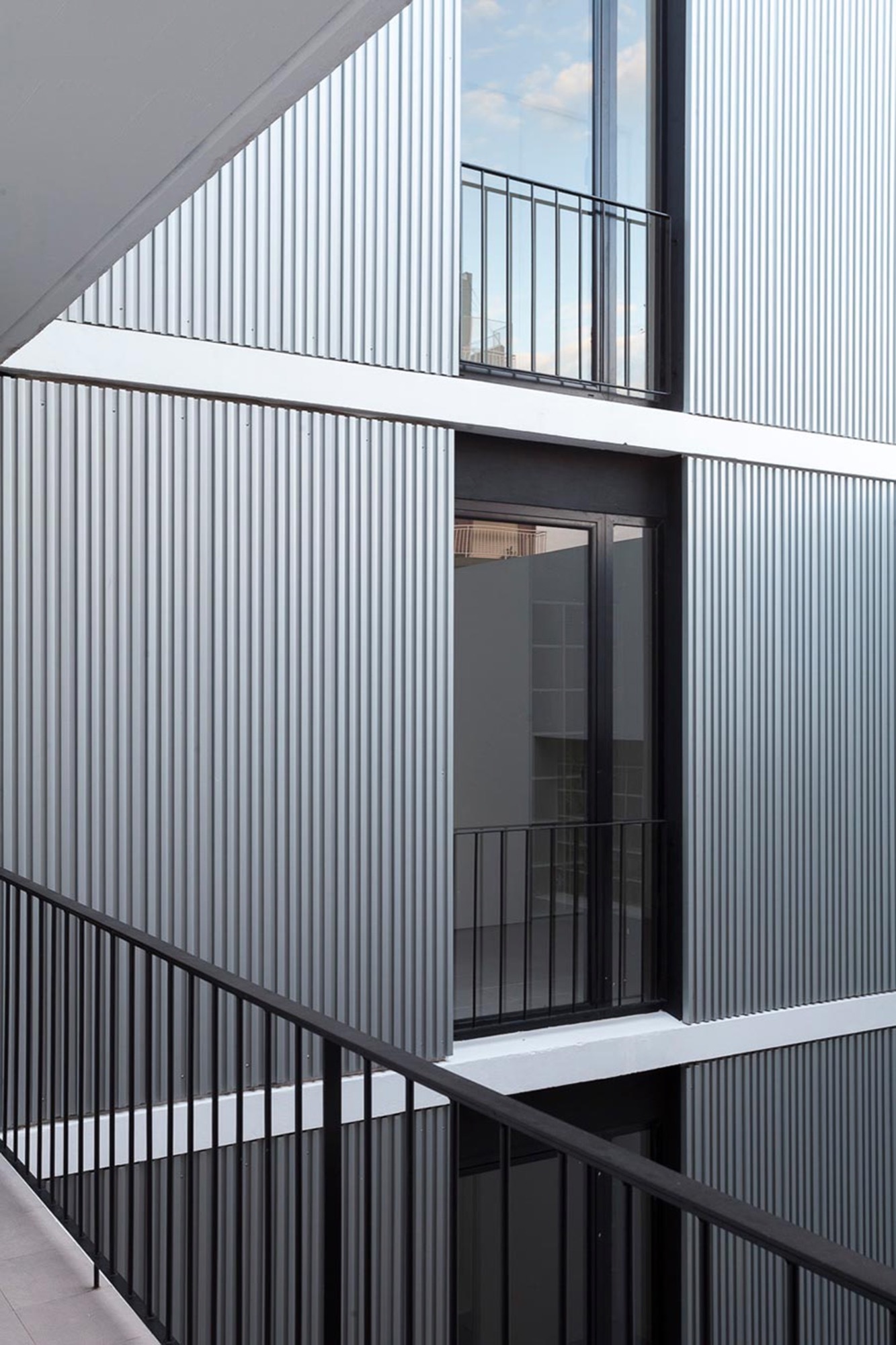 Galería de Edificio ZLA / Estudio BaBO - 8