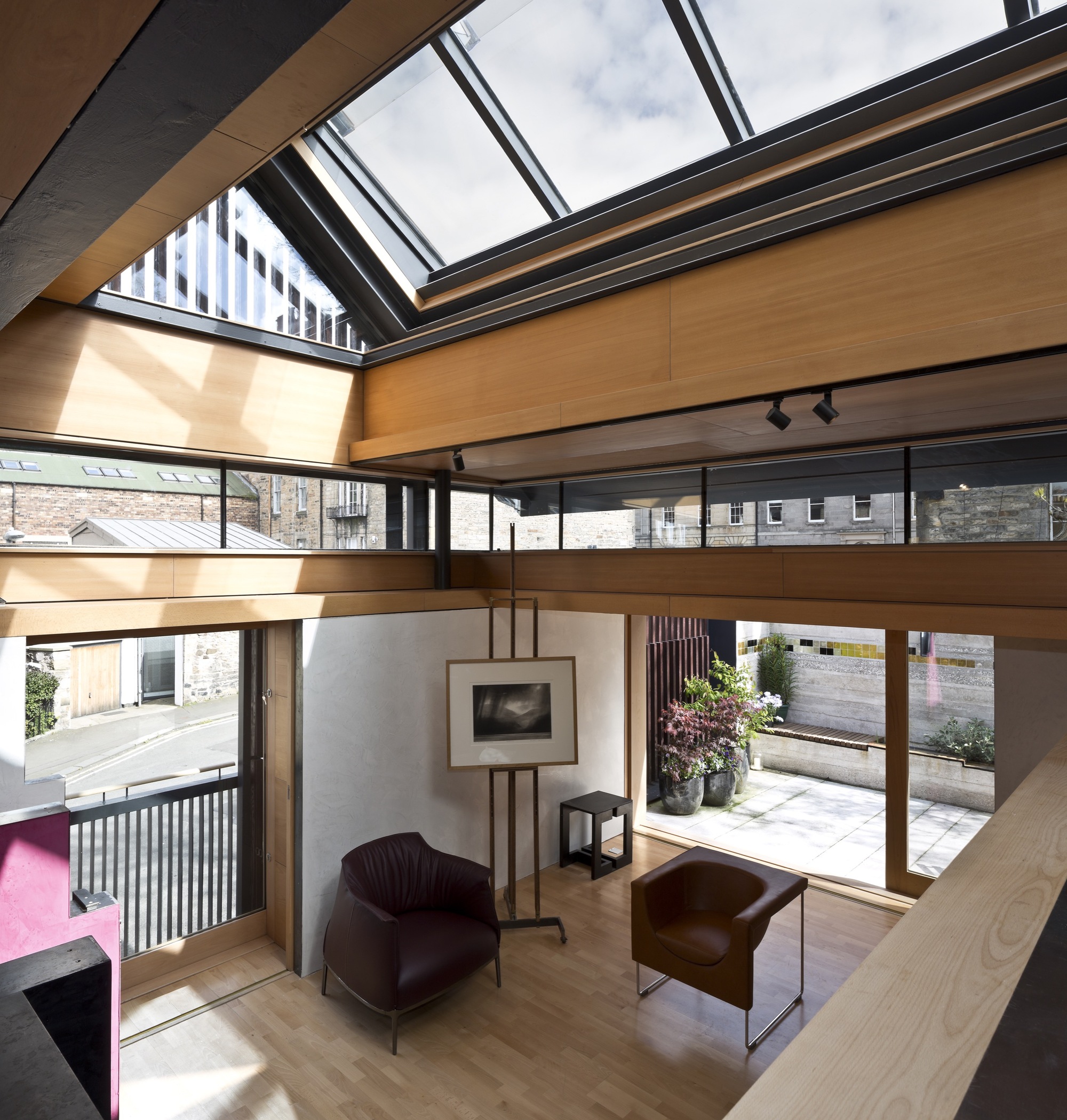 Gallery of Inside the Murphy House, RIBA's 2016 House of the Year - 10