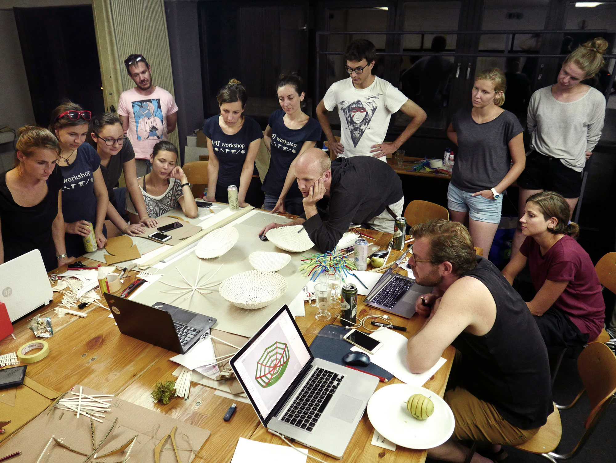 Gallery of Uwo By Workshop / Woven - 10