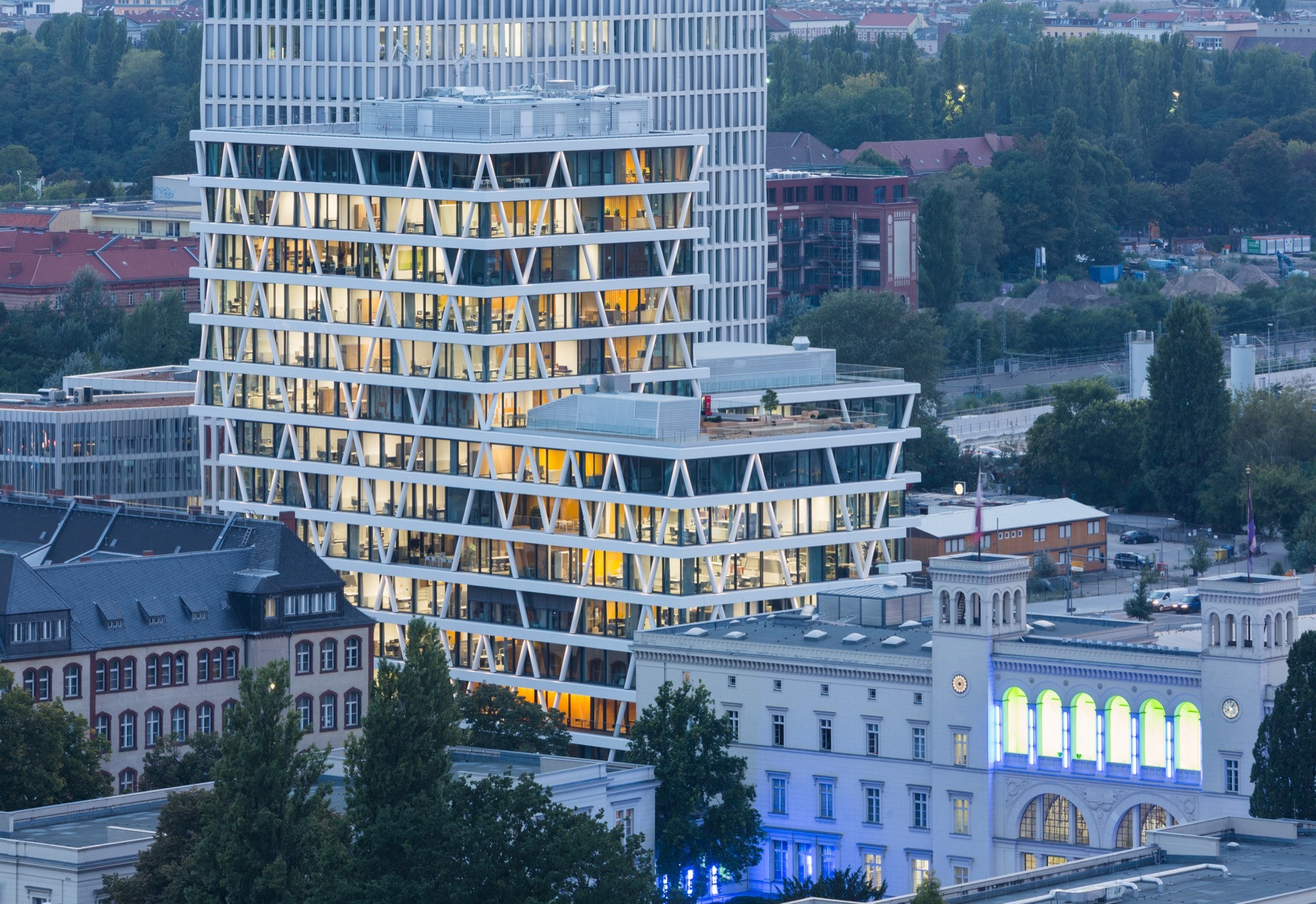 Gallery of 50Hertz Headquarter Berlin / LOVE architecture and urbanism - 11