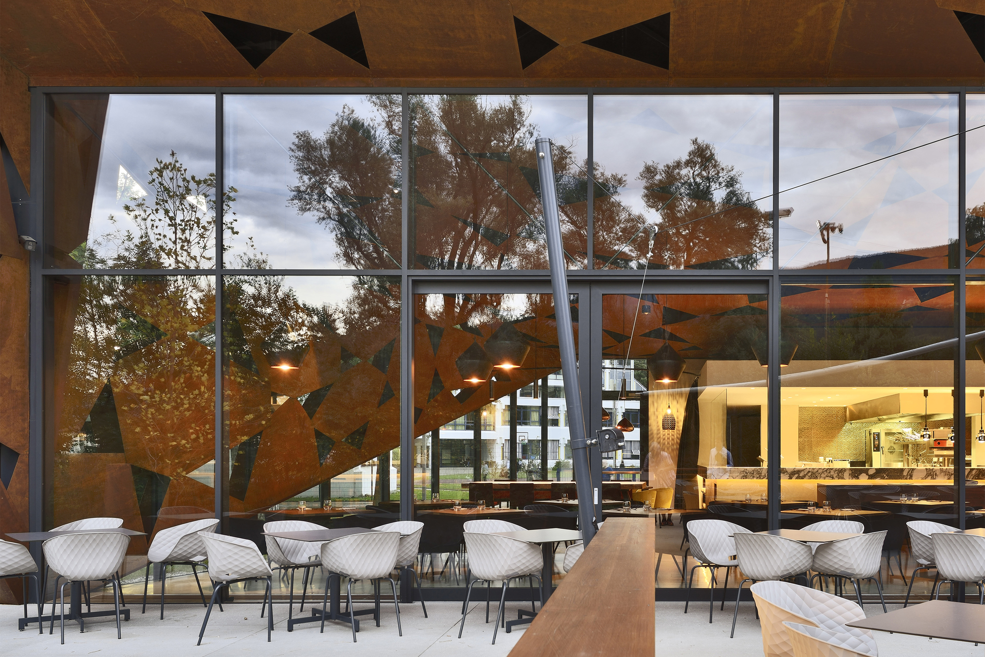 Gallery of Restaurant Brix 0.1 / Markus Tauber Architectura - 9