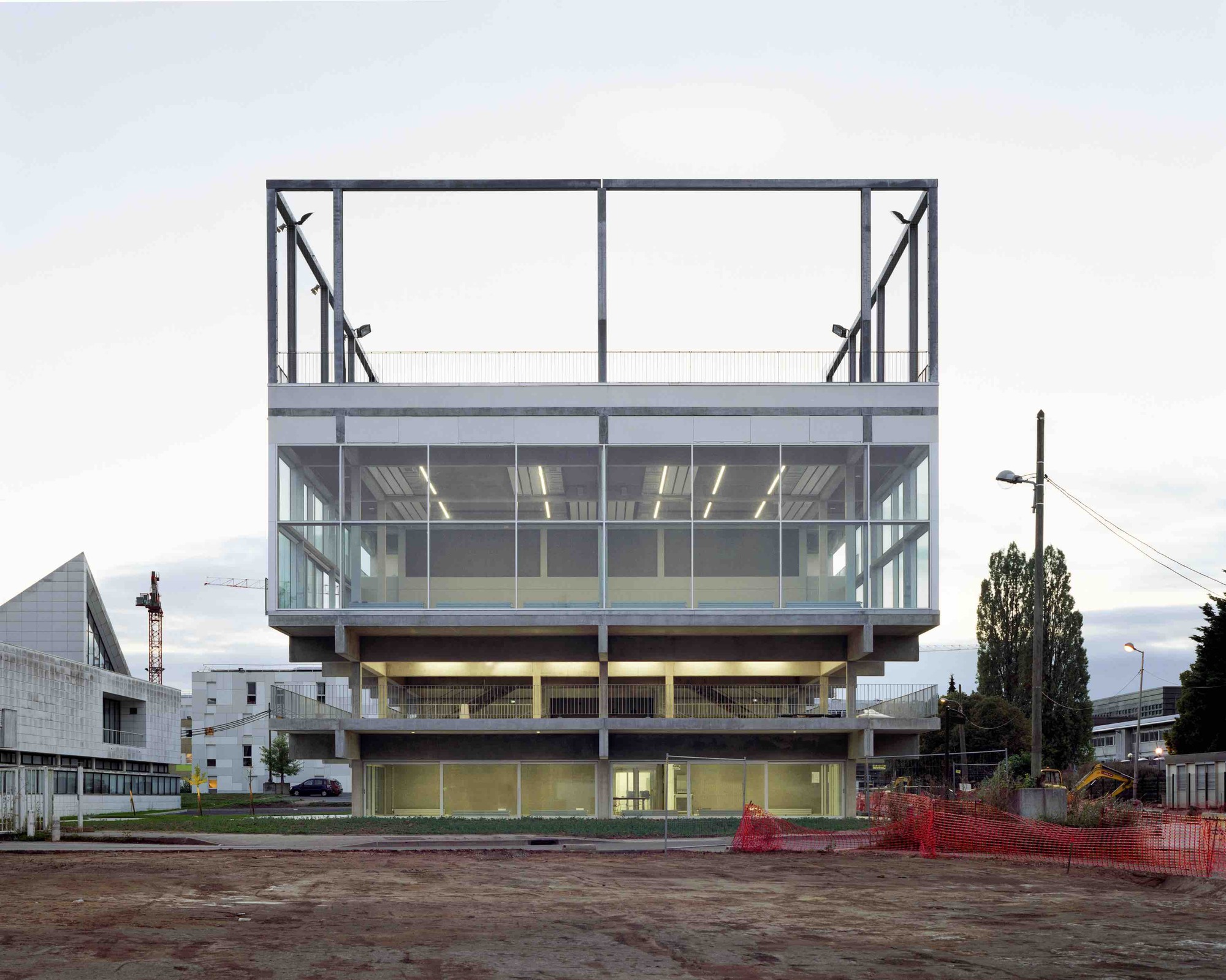 Gallery of Public Condenser / MUOTO - 17