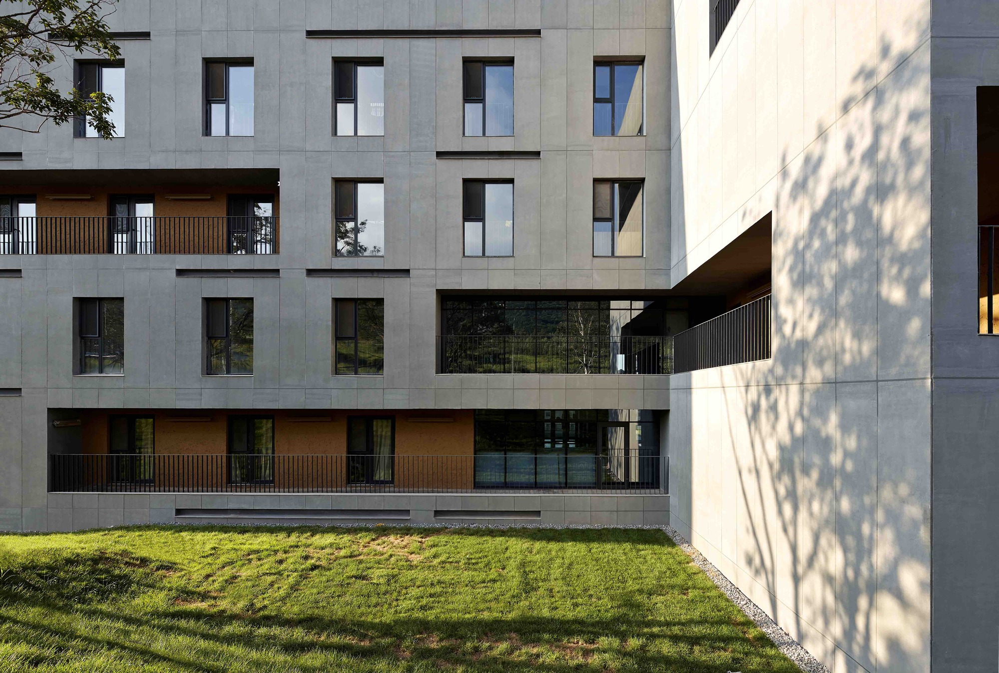 Gallery of Youth Community Center / META-Project - 5