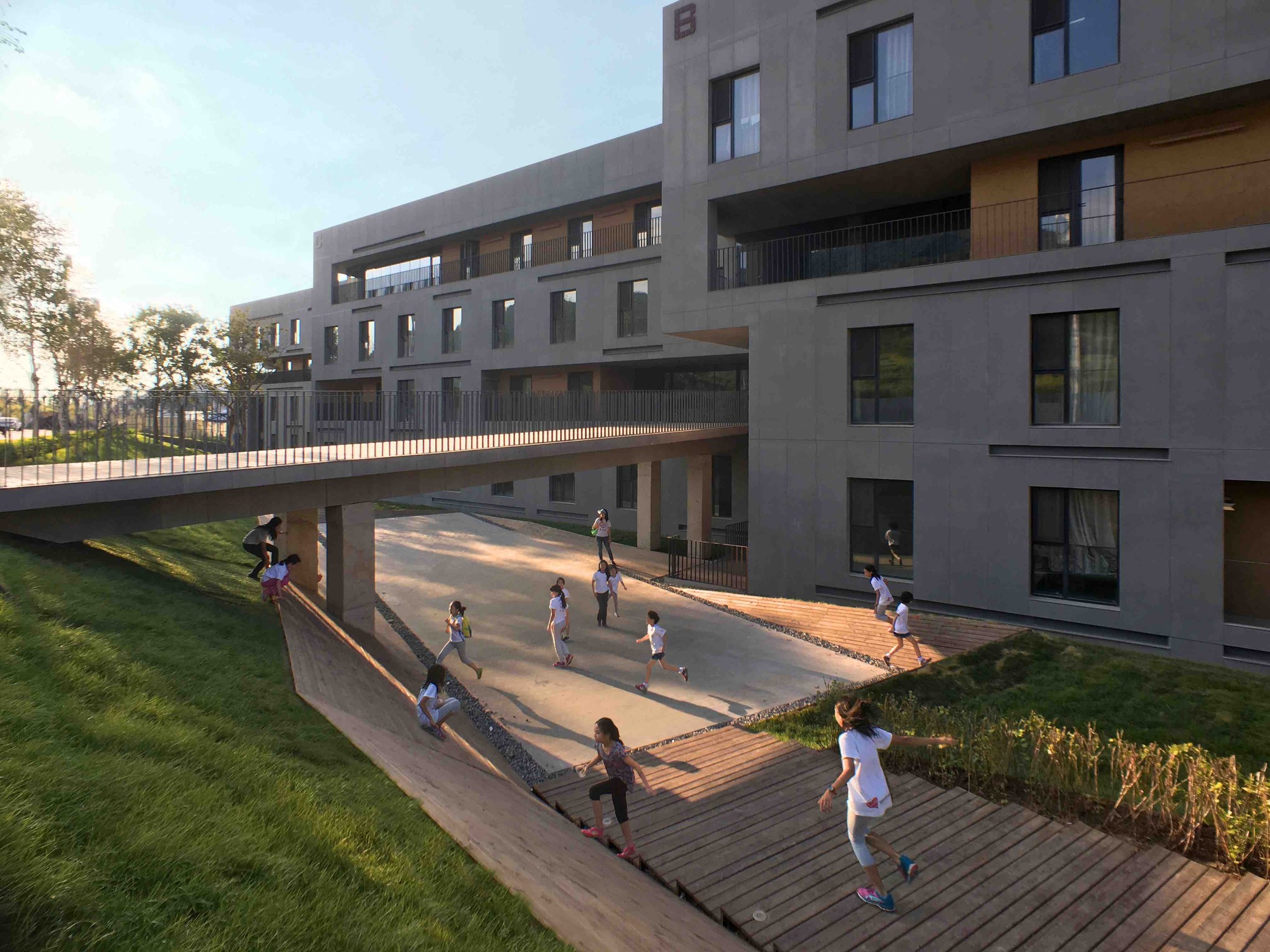 Gallery of Youth Community Center / META-Project - 4