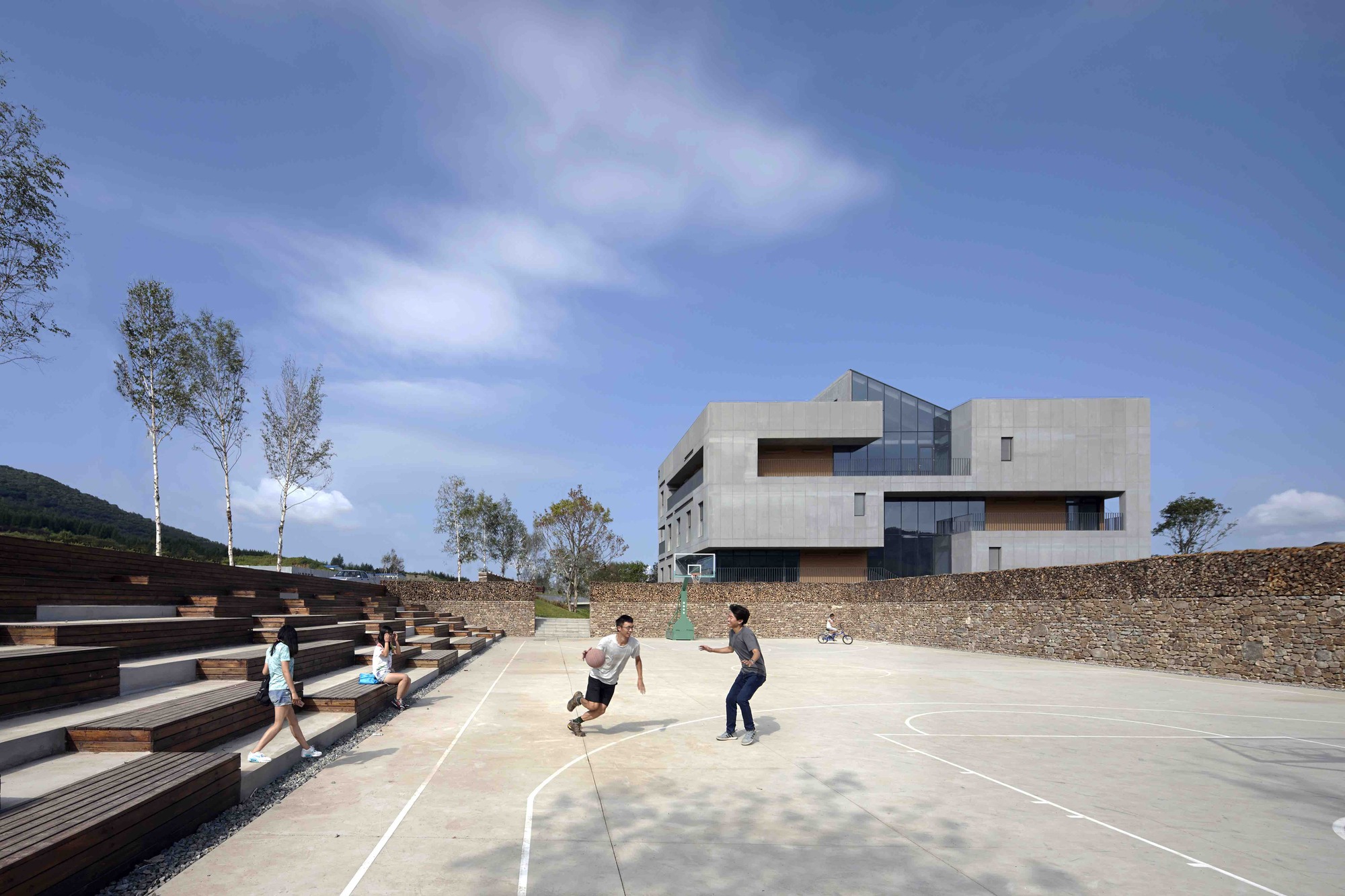 Youth Community Center / META-Project | ArchDaily